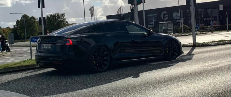 We’re Not Quite Sure What To Make Of This Tesla Model S With A ...