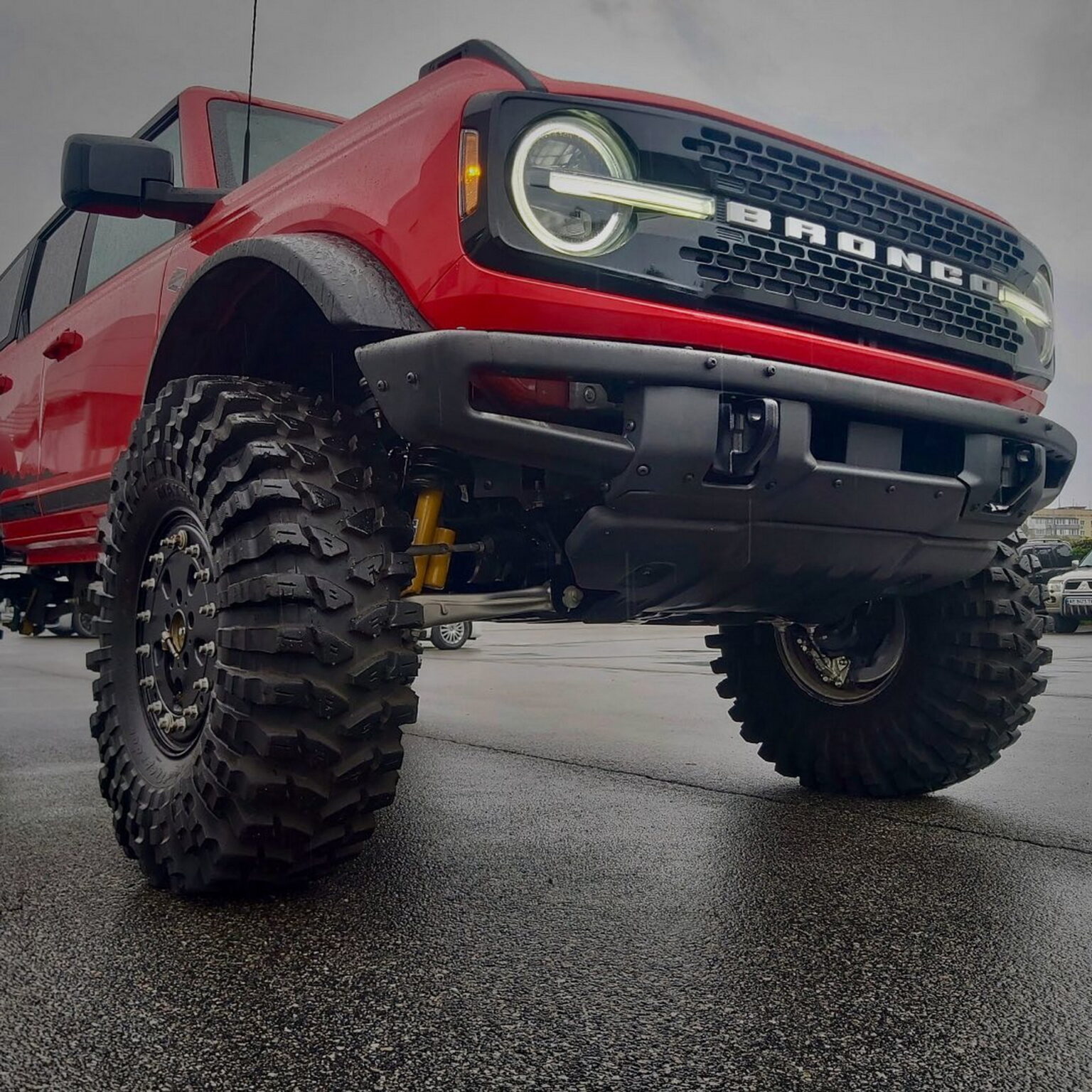 Ukrainian $16,000 Portal Axle Kit Will Let Your Ford Bronco Look Down ...