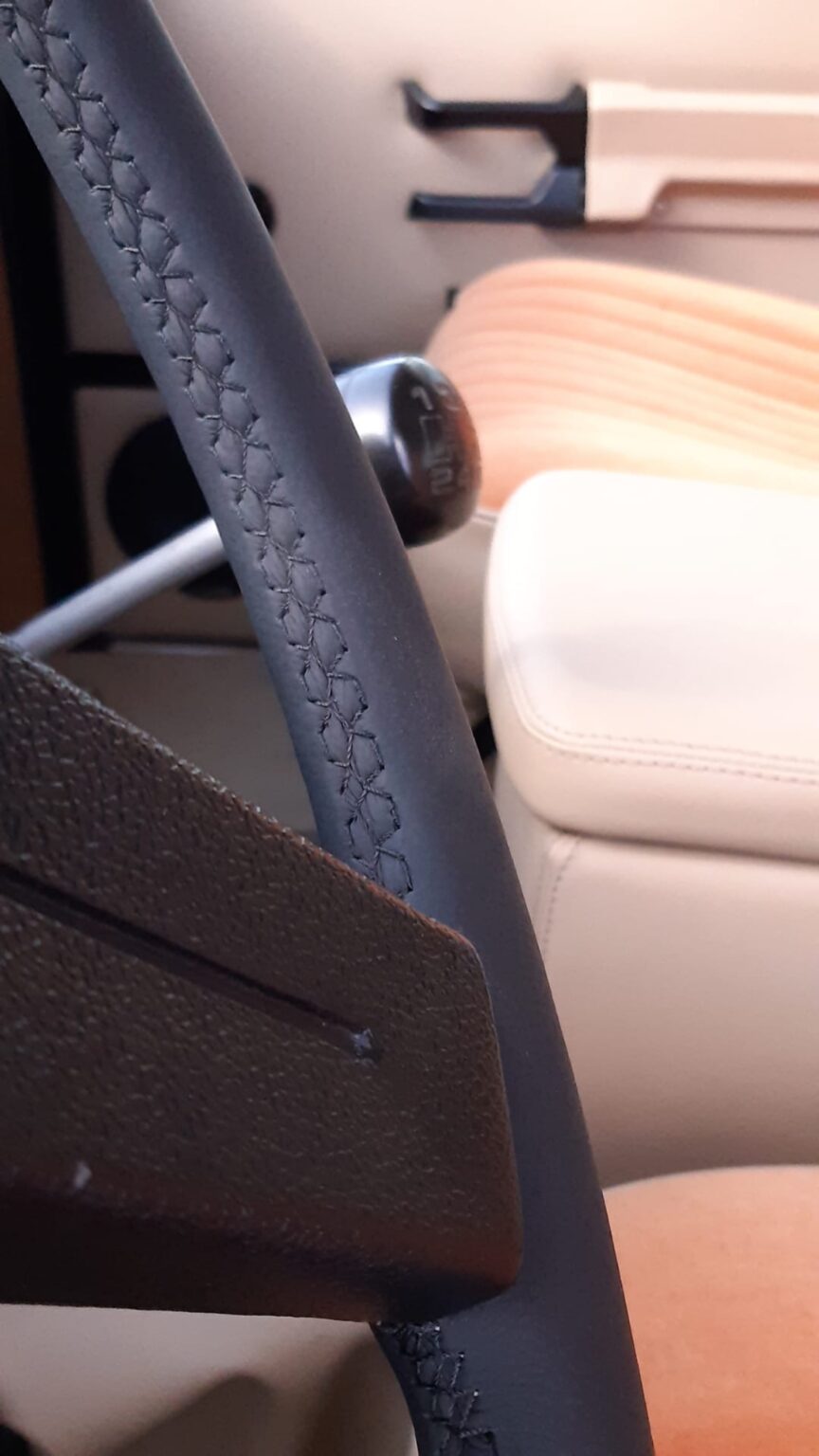 LS3-Powered Range Rover Classic Restomod By Legacy Overland Is A Thing ...