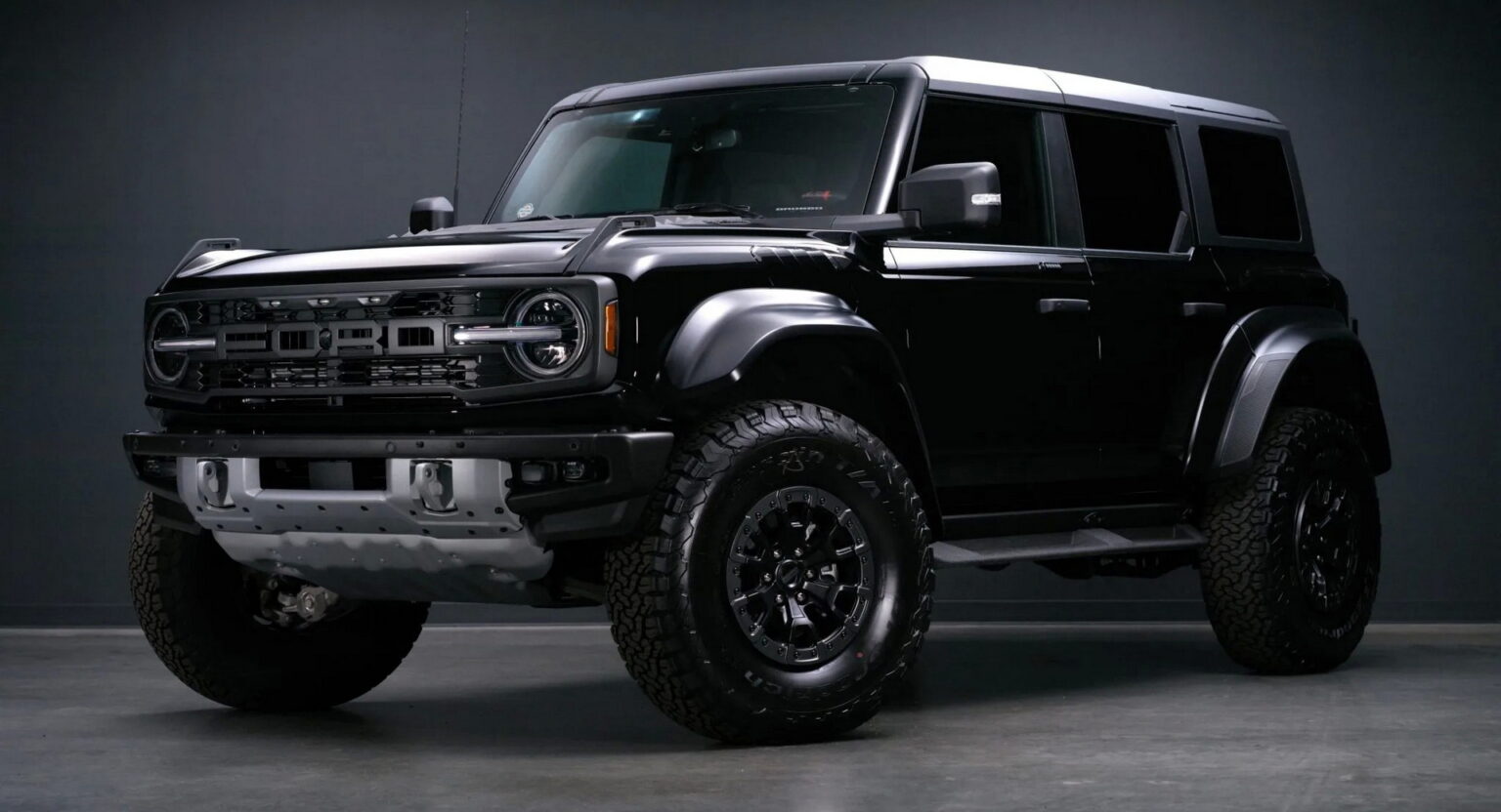 Someone Paid $130,000 For A 50-Mile 2022 Bronco Raptor That Was Worth ...