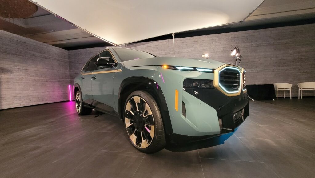 We Get Up Close To The 2023 BMW XM Plug-In Hybrid SUV | Carscoops