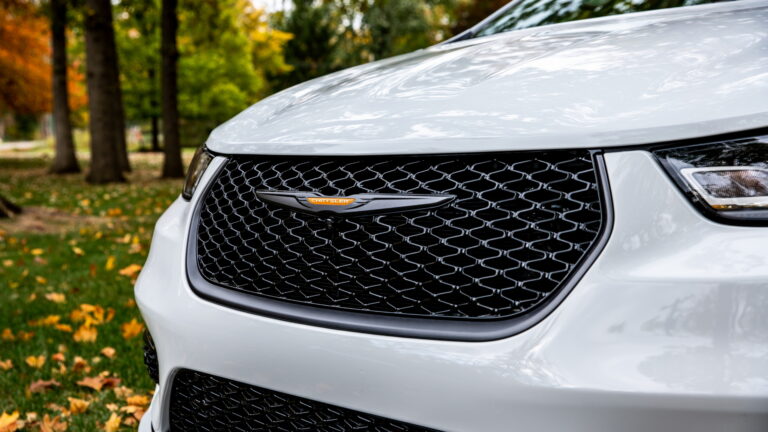 New 2023 Chrysler Pacifica Road Tripper Celebrates 40 Years Of Minivans ...