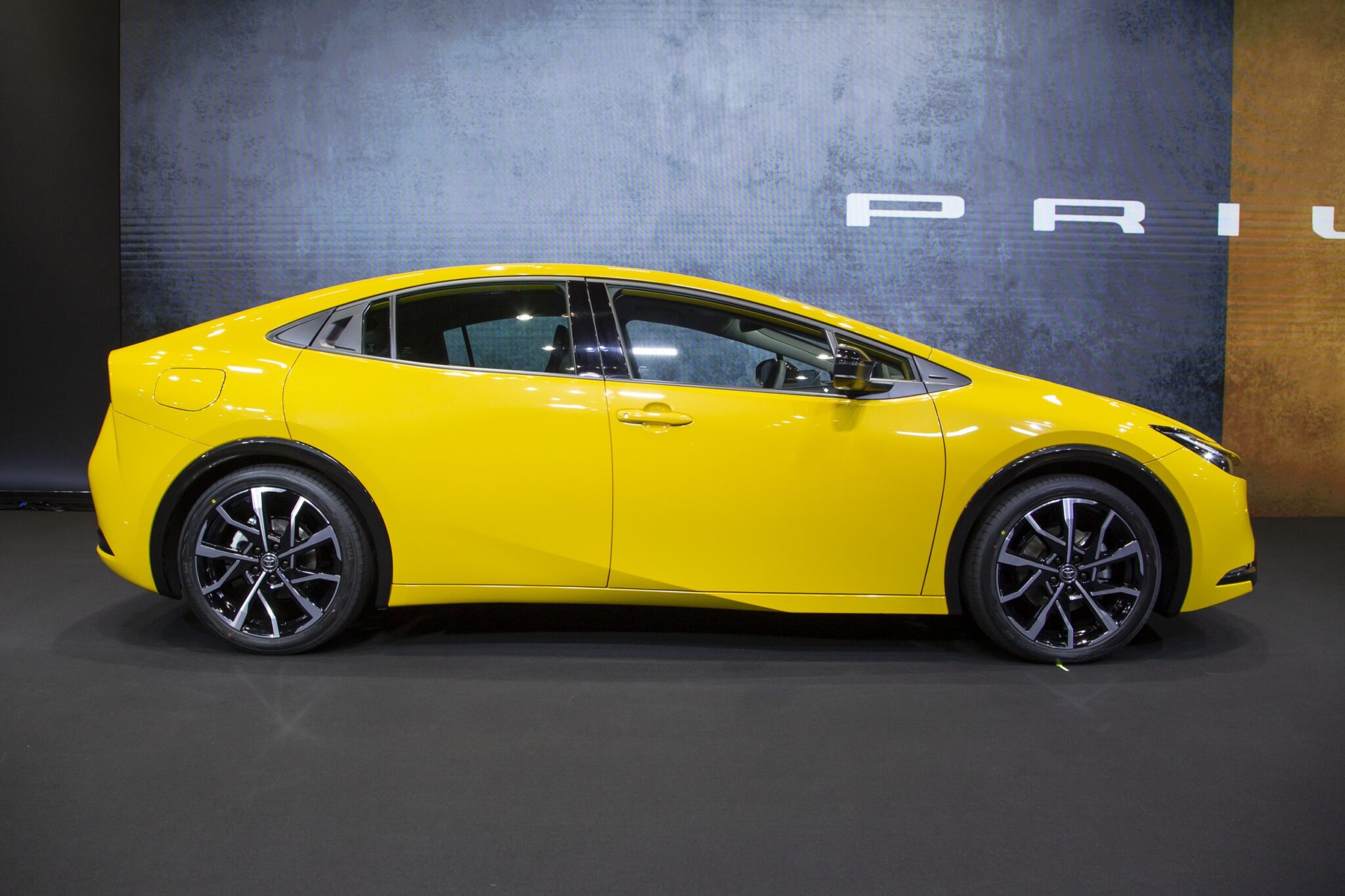 2023 Toyota Prius Is The Best Looking Ever, And The 220 HP Prime Is The ...