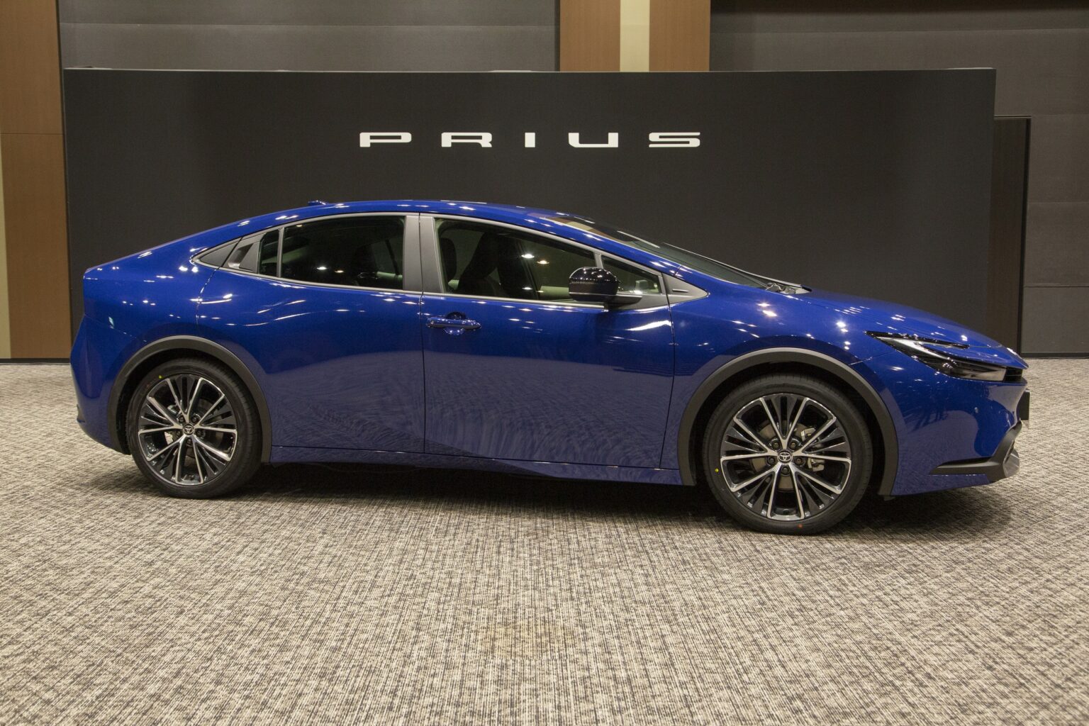 2023 Toyota Prius Is The Best Looking Ever, And The 220 HP Prime Is The ...
