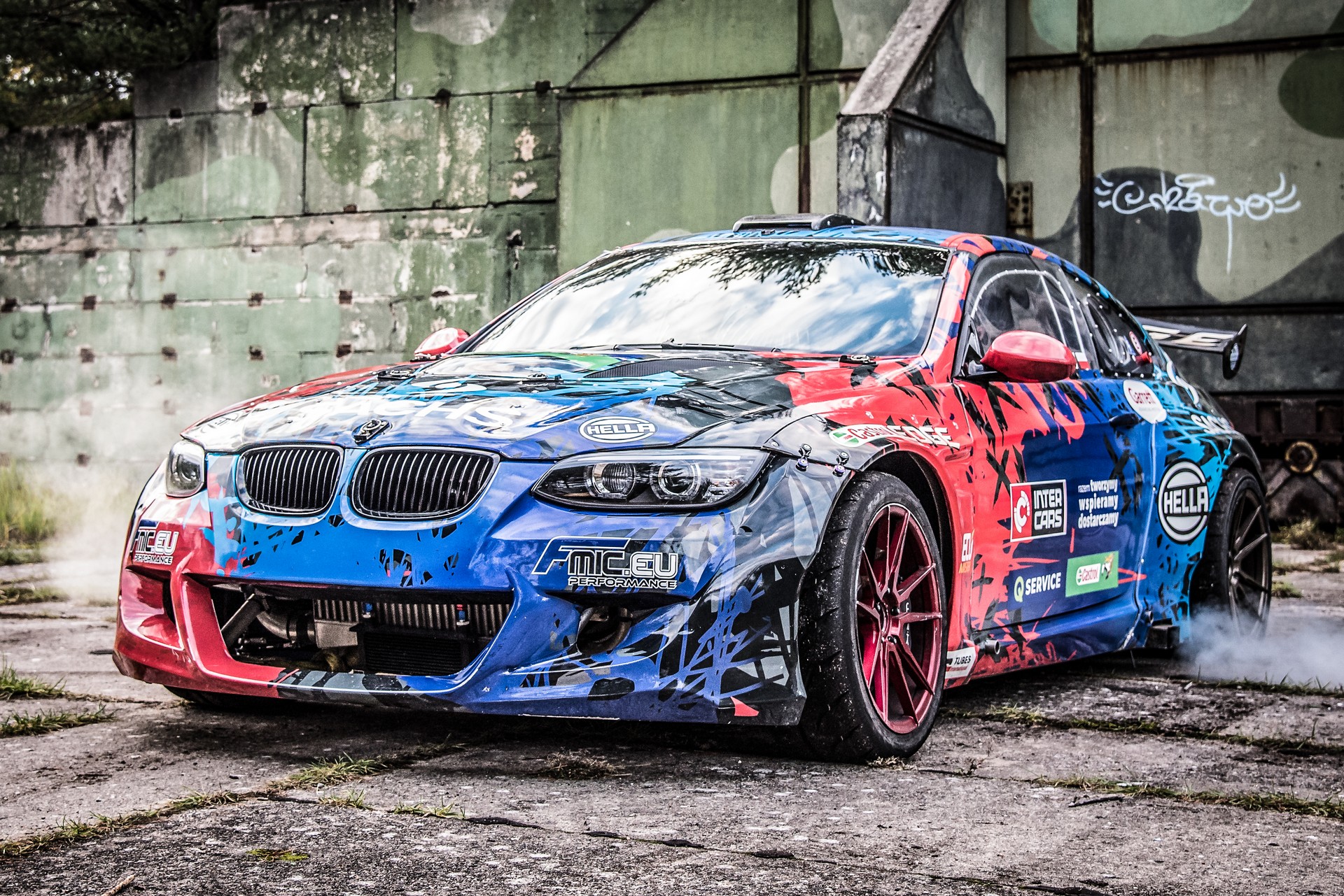 Polish Racer Performs Record Breaking 144 MPH Drift In 1,000 HP BMW ...