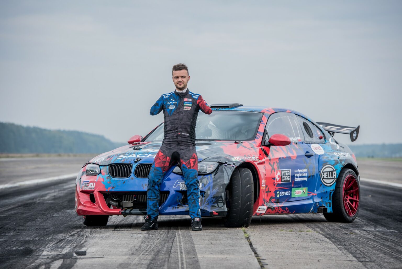 Polish Racer Performs Record Breaking 144 MPH Drift In 1,000 HP BMW…Using His Feet | Carscoops