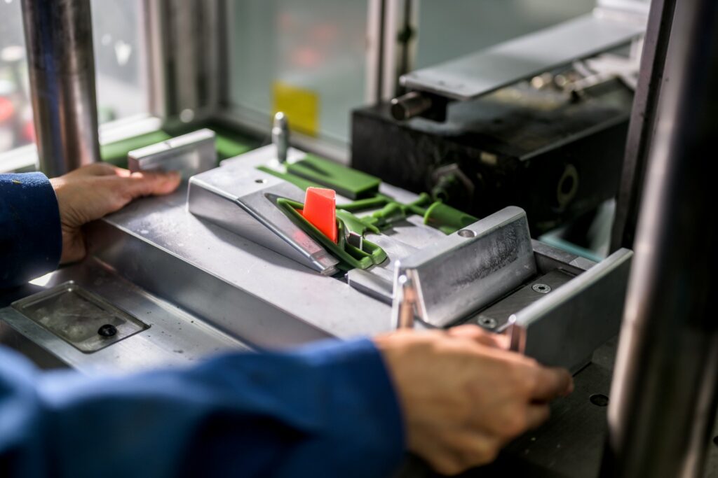 The Birth Of The Flying B, See How Bentley’s Hood Ornament Is Made ...