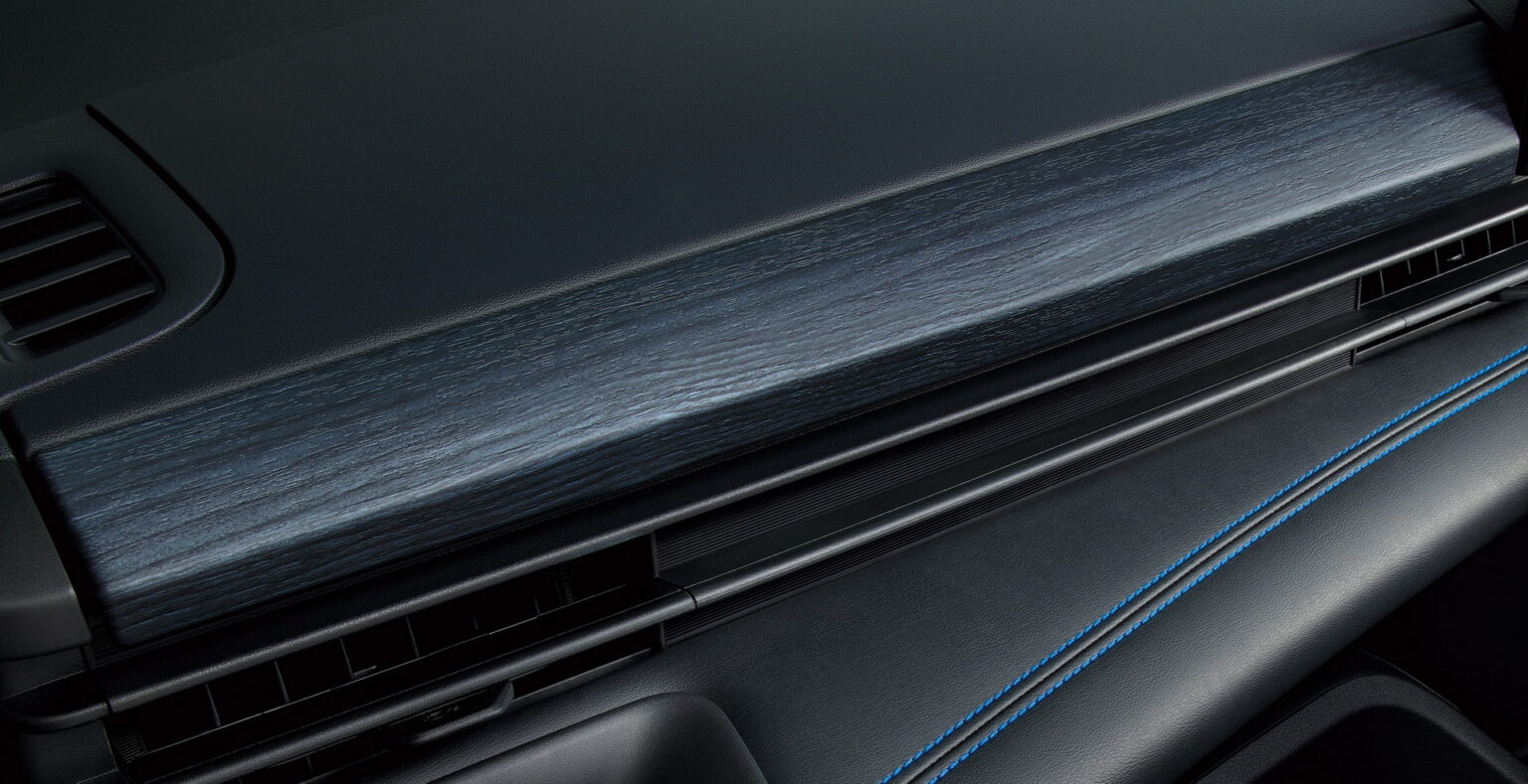 Nissan Serena Minivan Debuts In Japan With High-Tech And Practicality ...