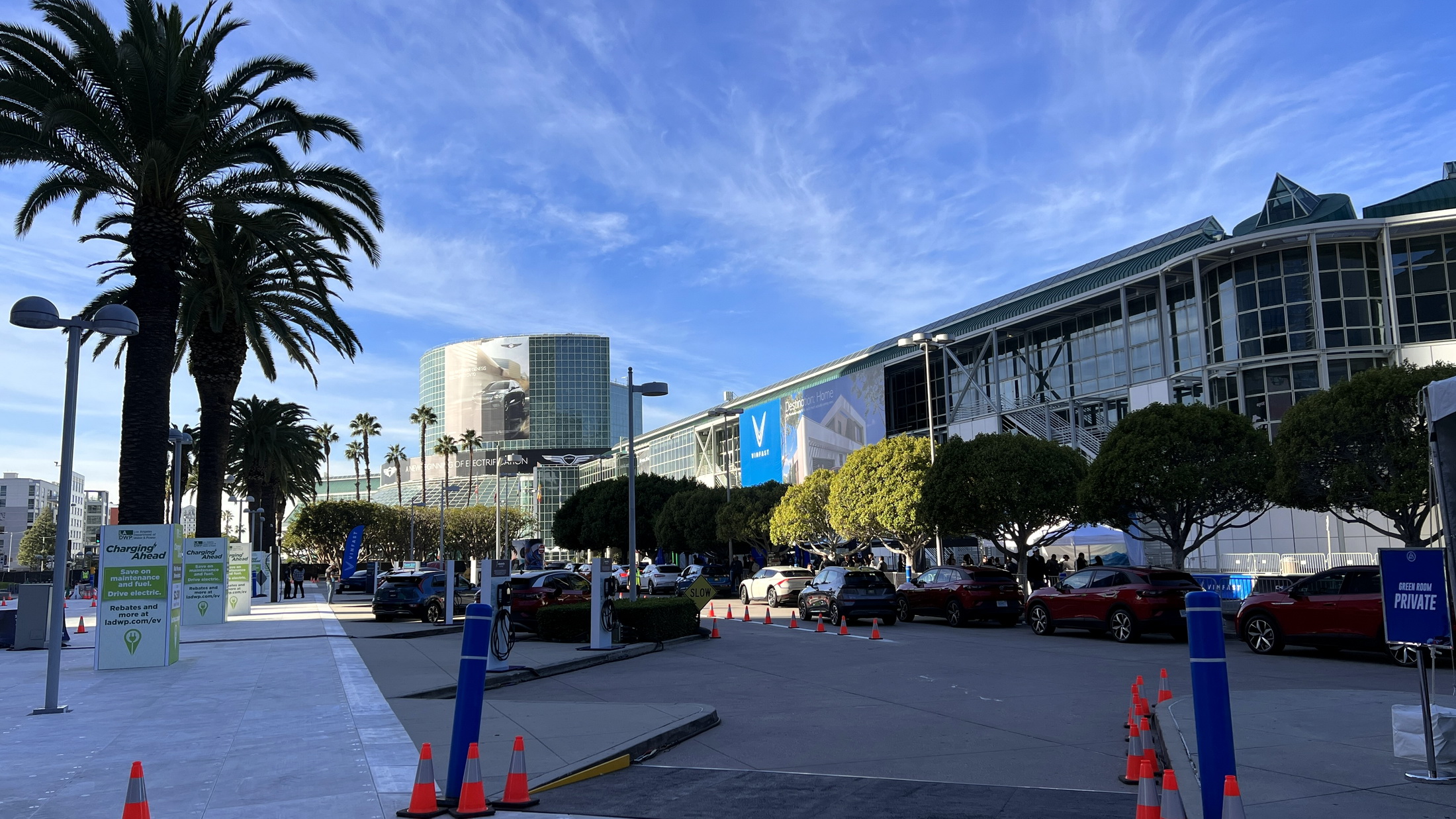 Your Mega Photo Gallery From The LA Auto Show | Carscoops