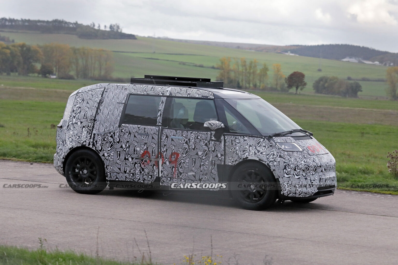 Waymo’s Zeekr Robotaxi Still Needs A Firm Hand On The Wheel | Carscoops