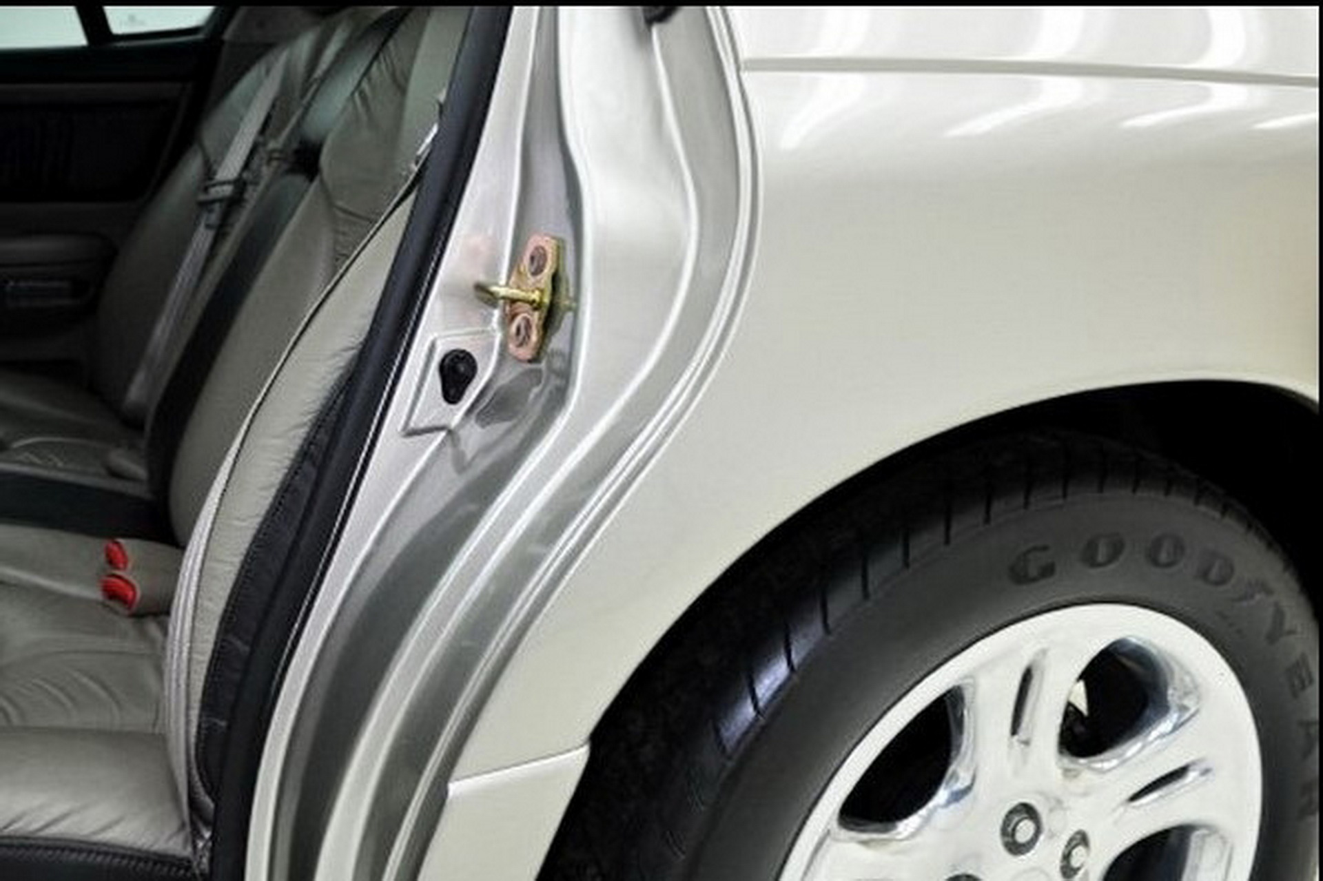 Bygone Chrysler 300 Prototype Concept Still Searching For A Home ...