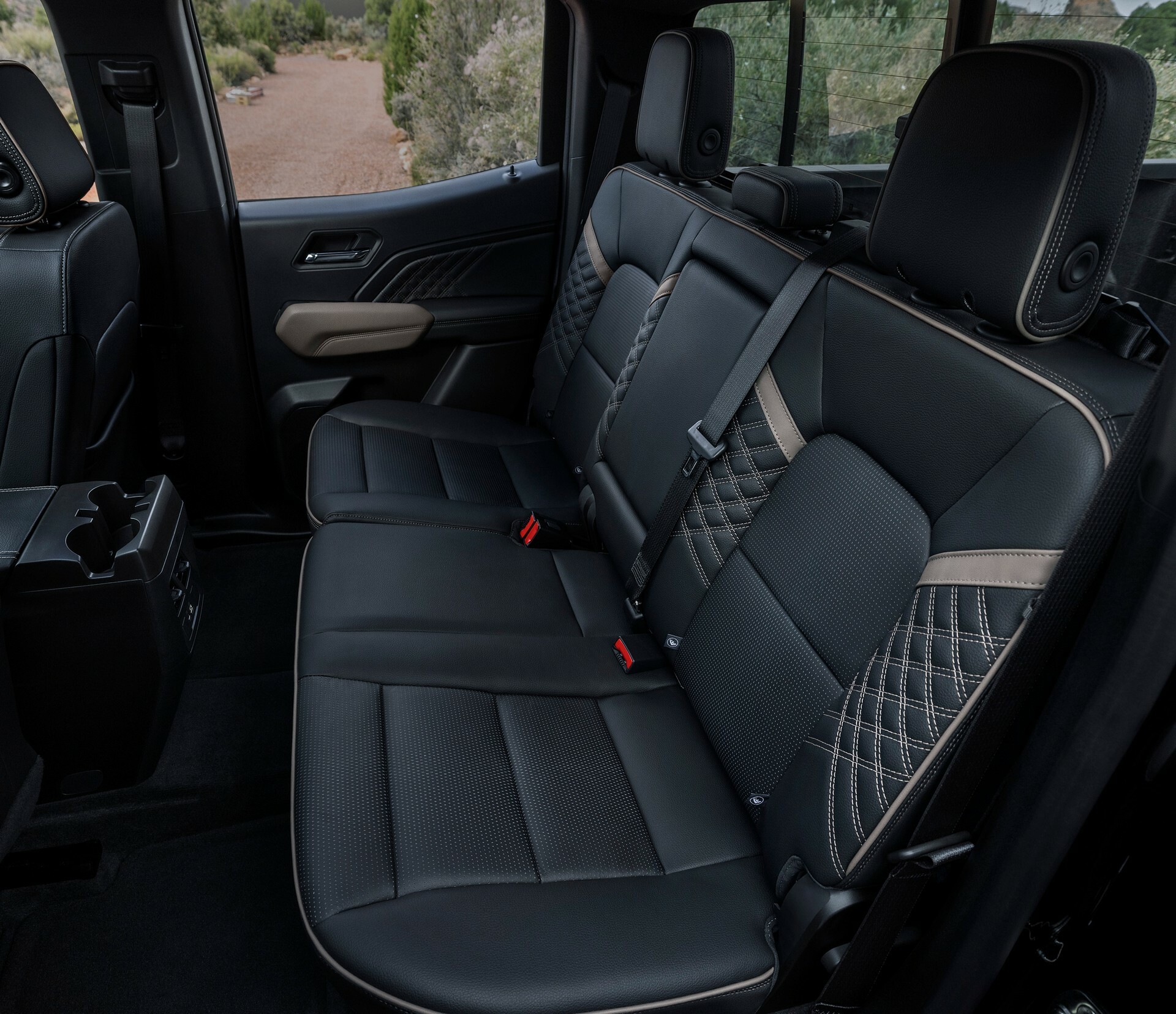 2023 GMC Canyon Starts At $38,095 And You Can Build It Now | Carscoops