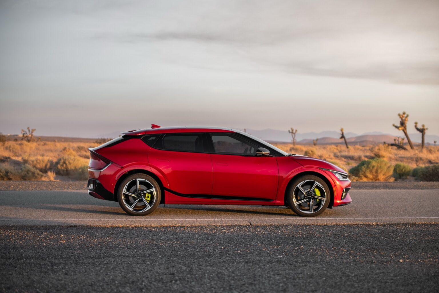 New Kia EV6 GT Is Stupidly Fast But Will Lose Performance Under 70 ...