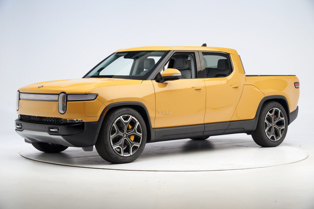 2023 Rivian R1T Electric Pickup Truck Aces Its First IIHS Crash Test ...