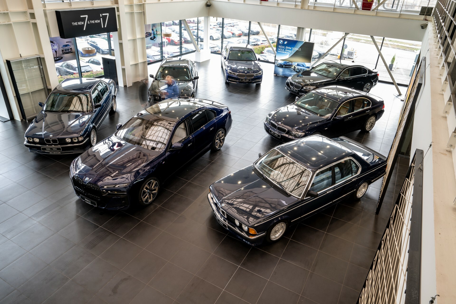 Lucky Number Seven: Dealer Brings Together Seven Generations Of The BMW ...