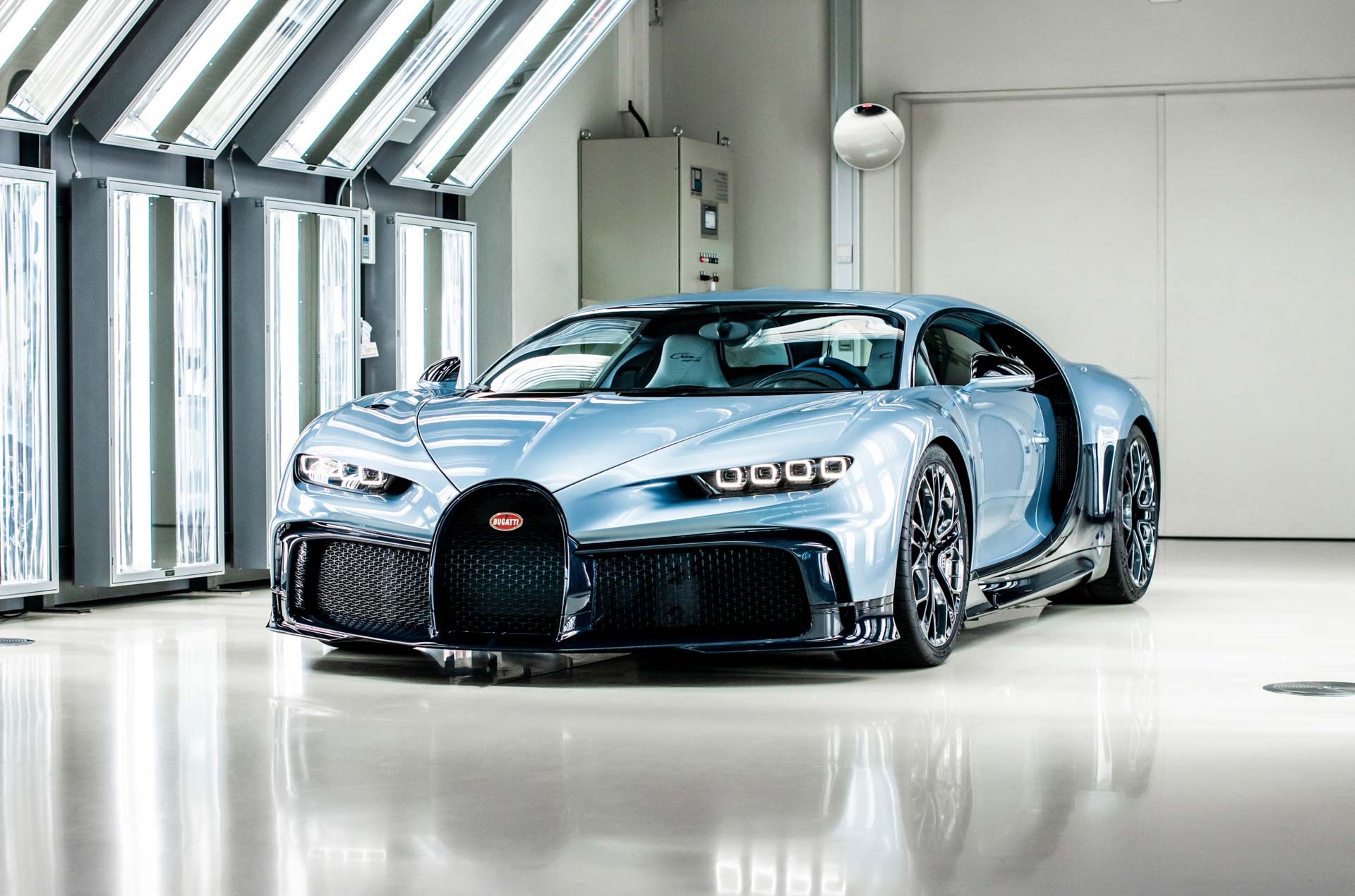 Bugatti Chiron Profileé Is A One-Off Pur Sport That Doesn’t Skimp On ...