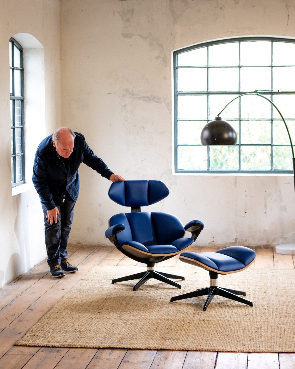 Ian Callum’s $10k Lounge Chair Is Limited To 50 Units, Features Carbon ...