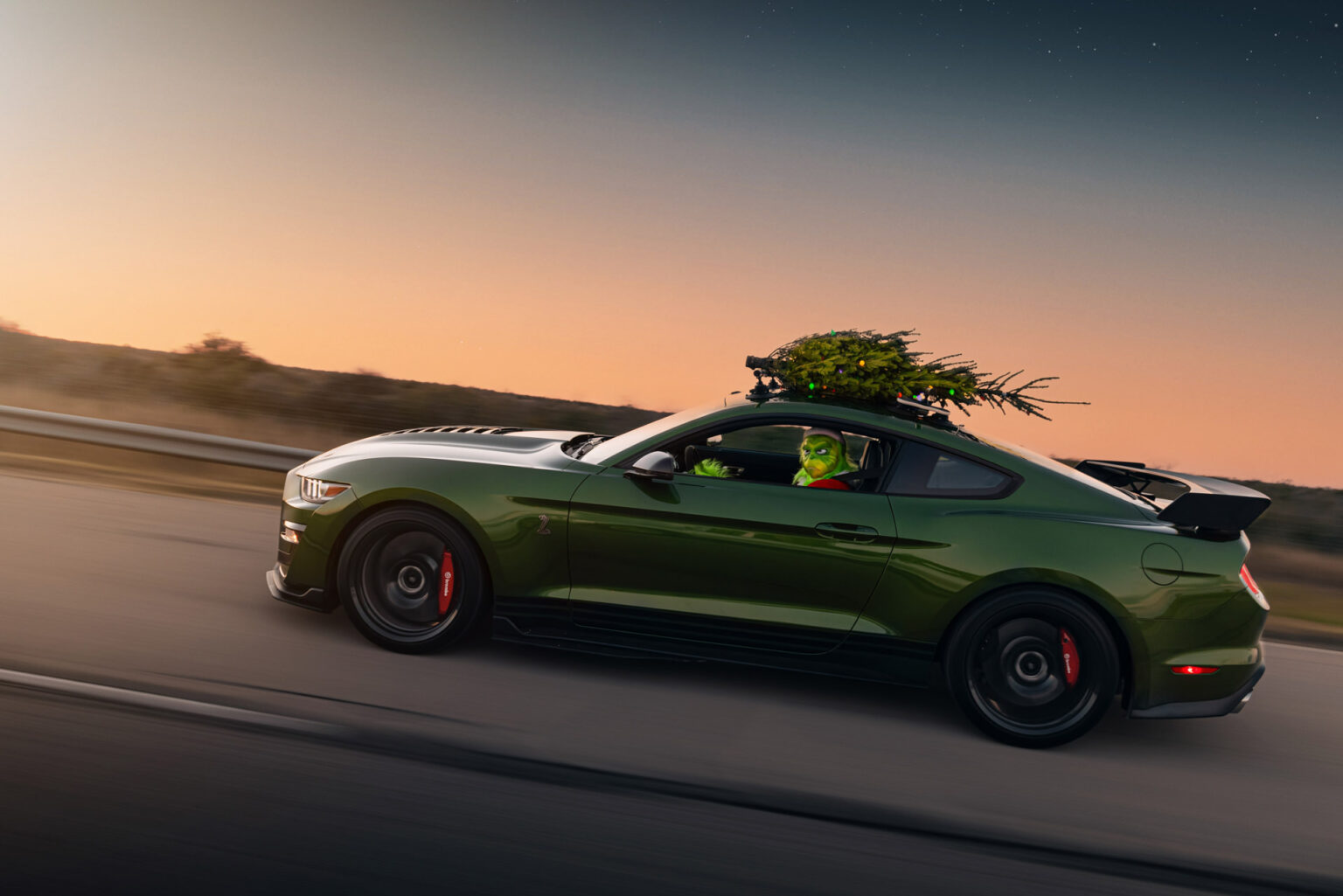 Holidays Are Coming In Hot With 1,000-HP Hennessey Mustang’s Christmas ...