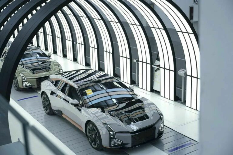 China’s HiPhi Reveals Euro Prices for X And Z, Undercuts Tesla | Carscoops