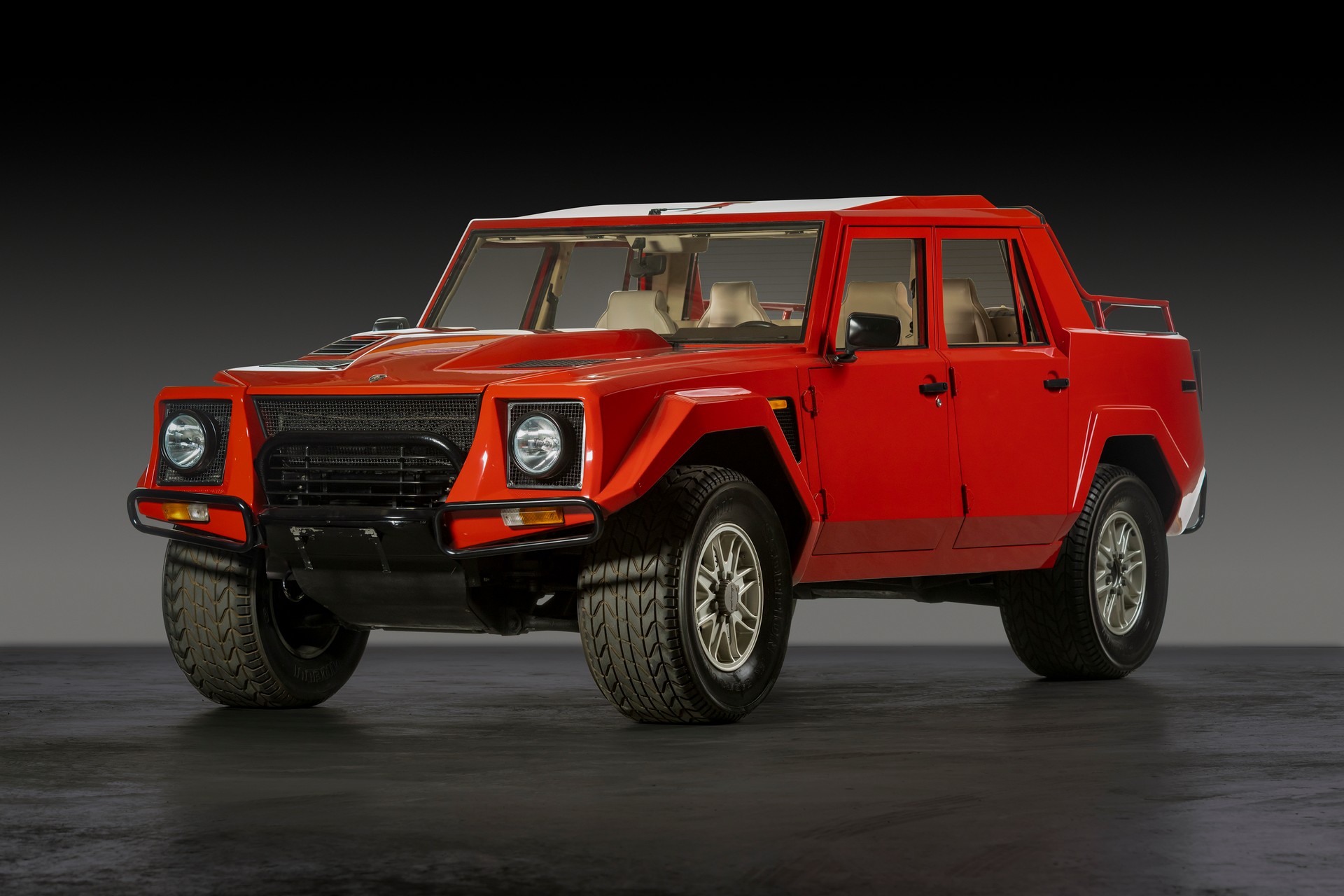 You’ll Never Find A Cooler Truck Than The Lamborghini LM002 | Carscoops