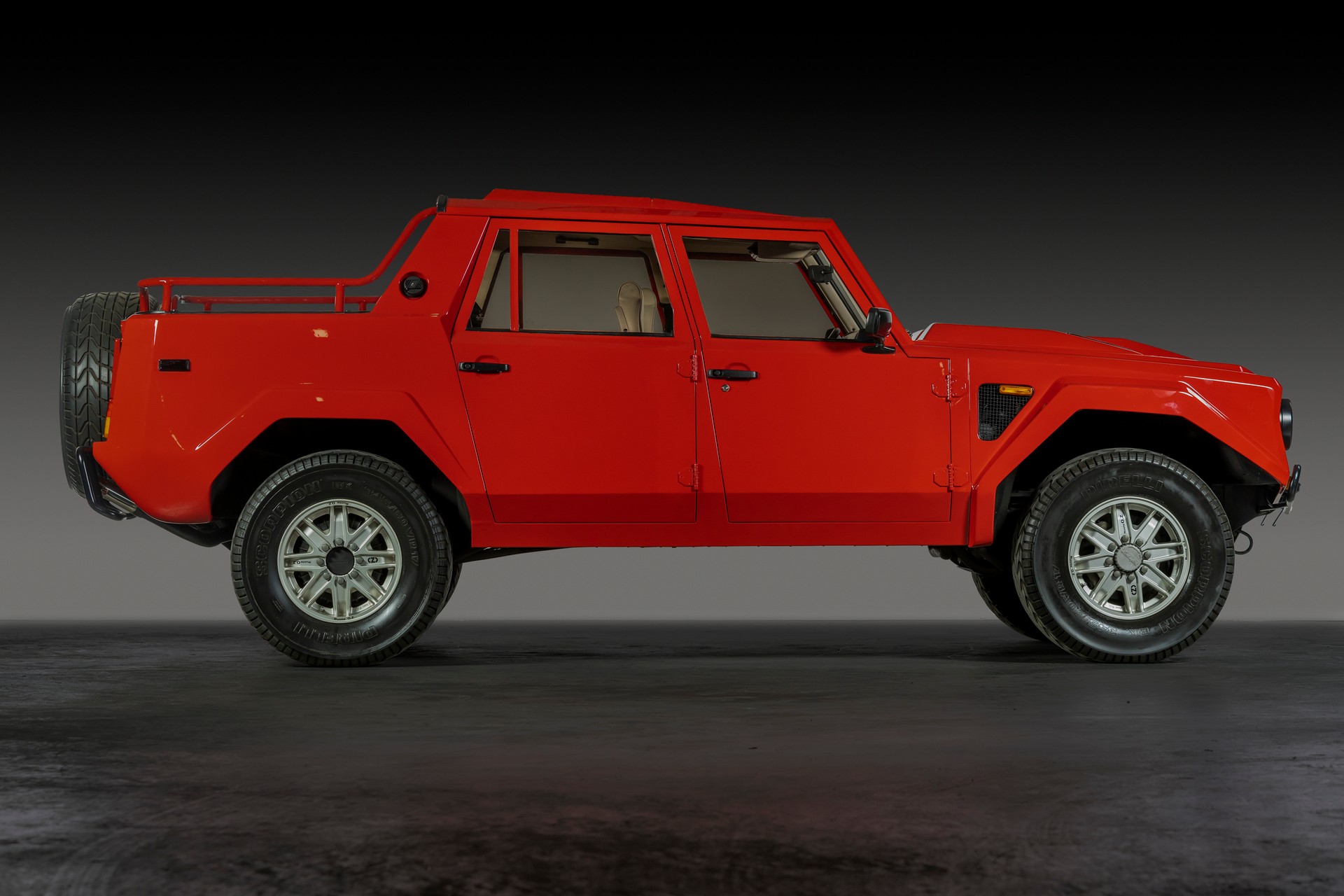 You’ll Never Find A Cooler Truck Than The Lamborghini LM002 | Carscoops
