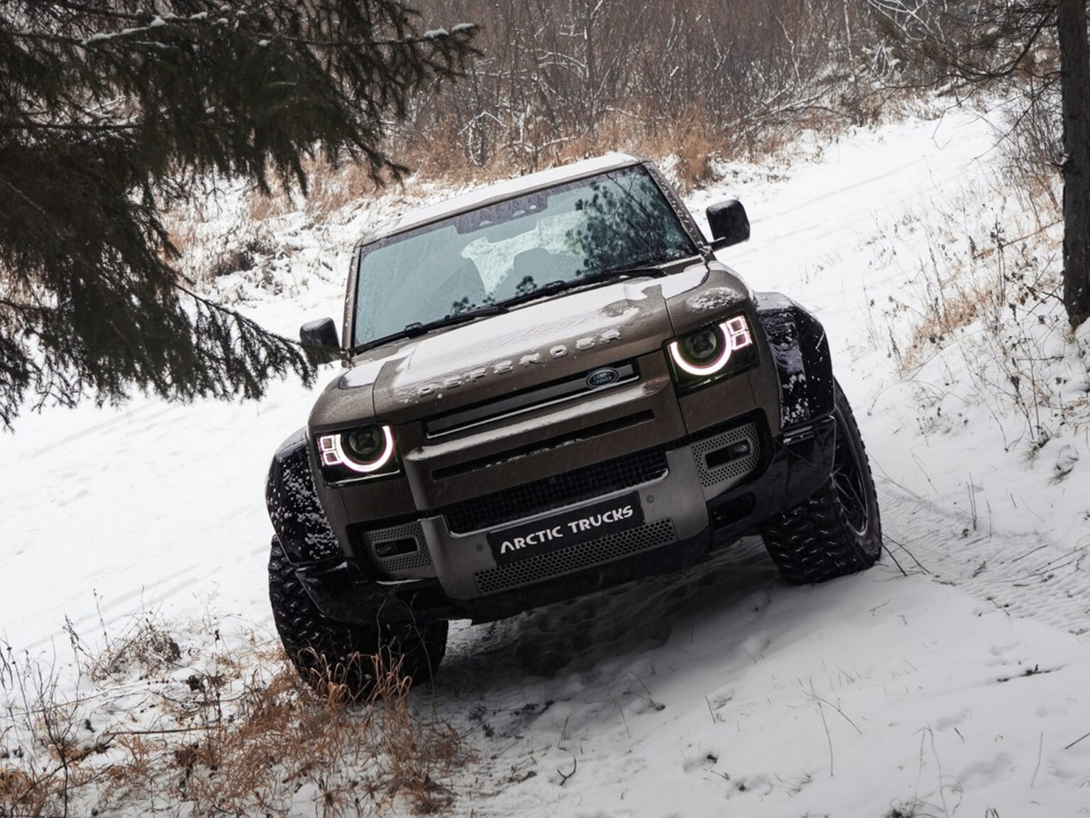 Land Rover Defender Gains 35-Inch Tires And Wide Bodykit By Arctic ...