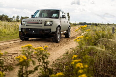 Land Rover Defender Looks Retrotastic With Rock Dust Wheels By Heritage ...