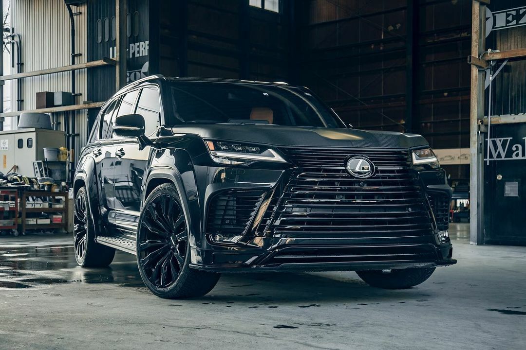 Liberty Walk Gives The New Lexus LX 600 A Mean Makeover | Carscoops
