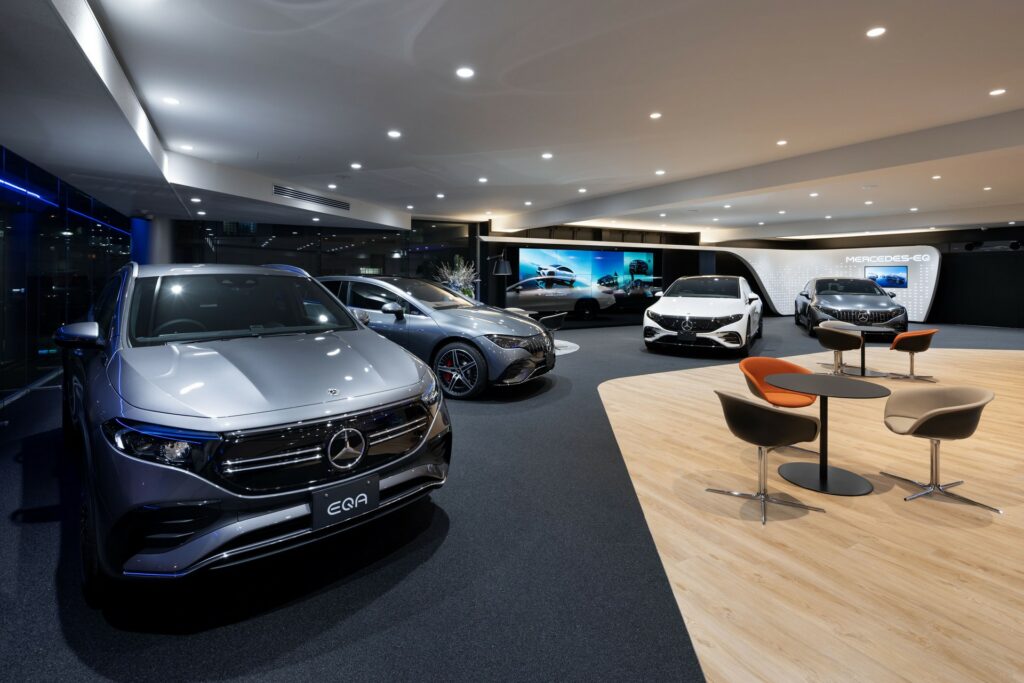 Mercedes-Benz Opens First EV-Exclusive Dealership In Japan | Carscoops