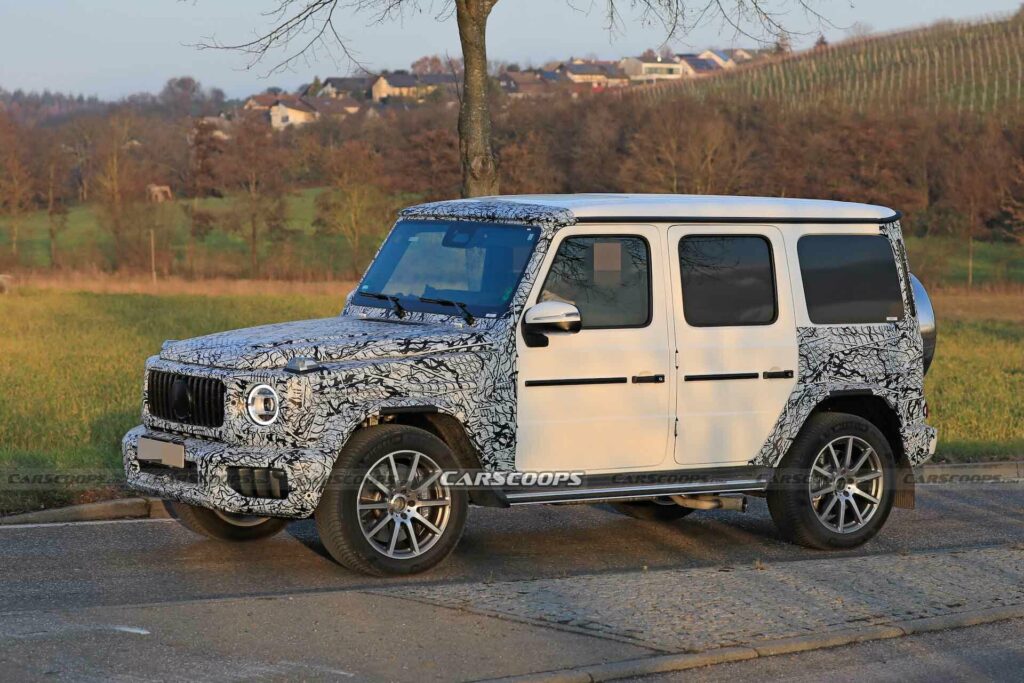 Curvy Is Still A Cussword For The Facelifted Mercedes G-Class | Carscoops