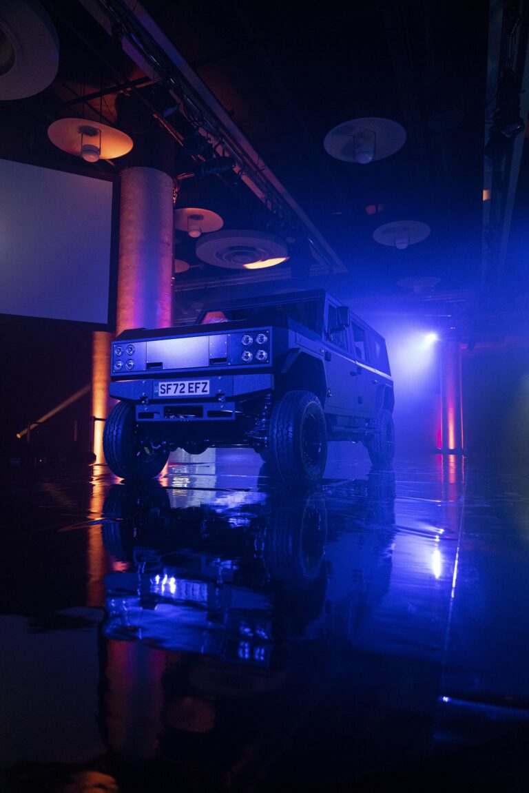 Munro MK_1 Is A $61,000 Brick-Shaped Electric Off-Roader With Up To 375 ...