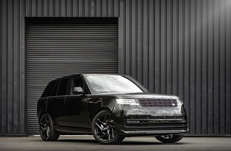 Project Kahn’s 2023 Range Rover Signature Edition Rides On $10k 24-Inch ...