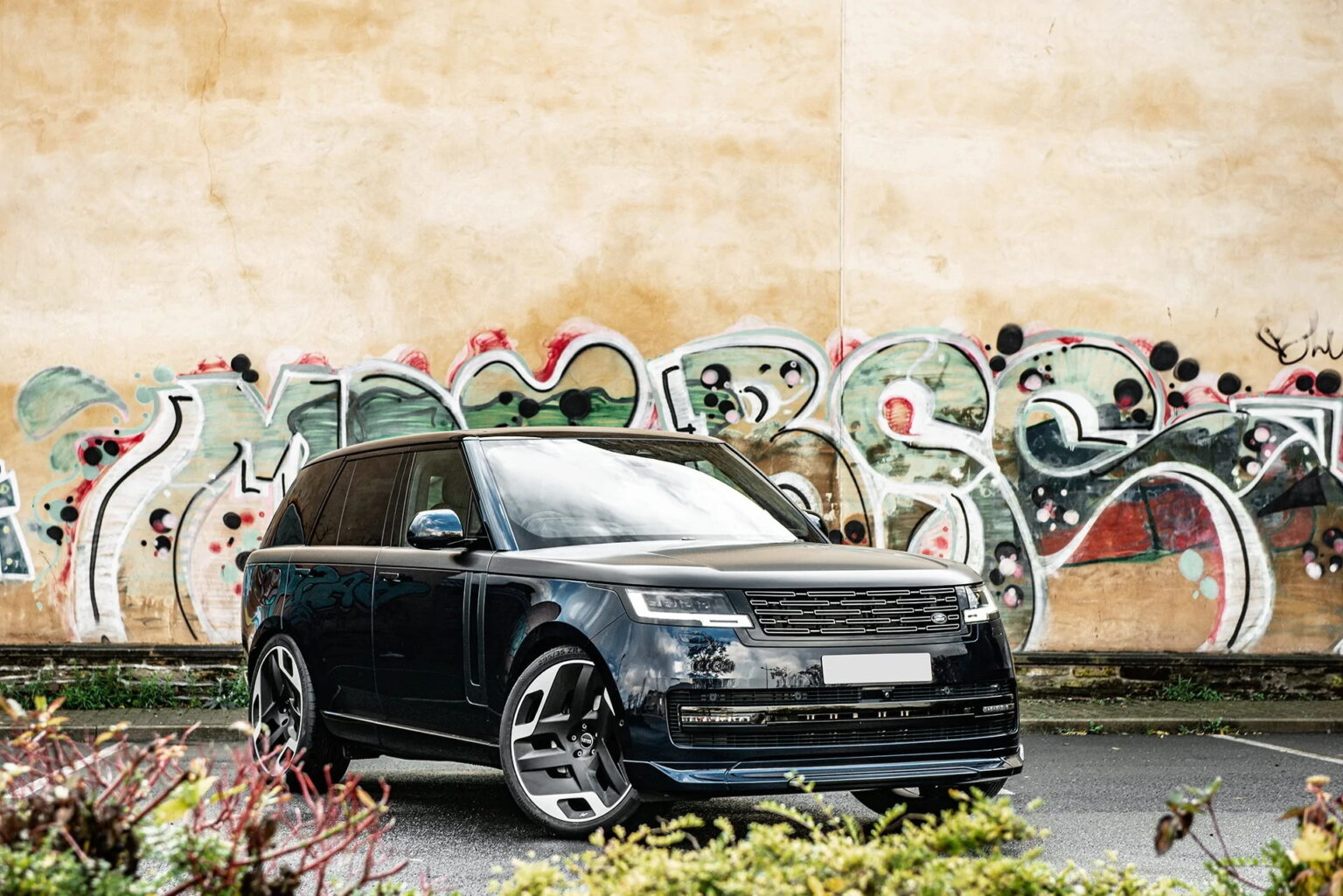 Project Kahn’s 2023 Range Rover Signature Edition Rides On $10k 24-Inch ...