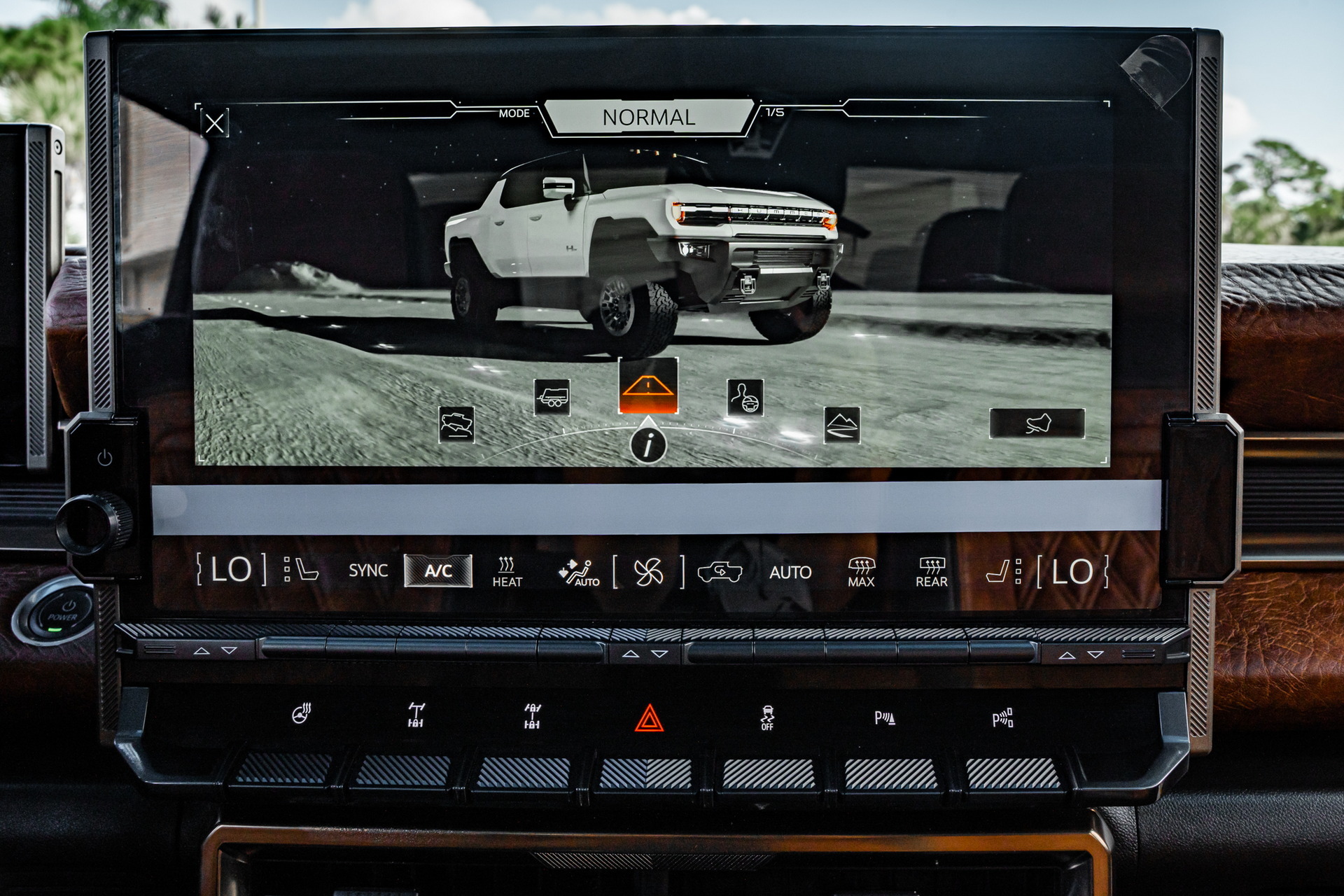 Kevlar-Coated GMC Hummer EV Is An Absolute Tank Of A Truck | Carscoops