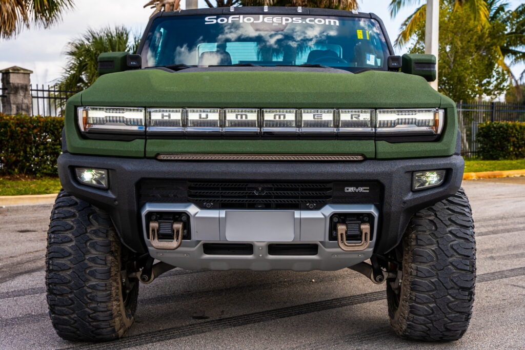Kevlar-Coated GMC Hummer EV Is An Absolute Tank Of A Truck | Carscoops