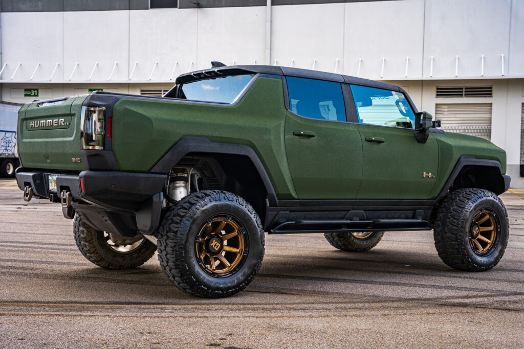 Kevlar-Coated GMC Hummer EV Is An Absolute Tank Of A Truck | Carscoops