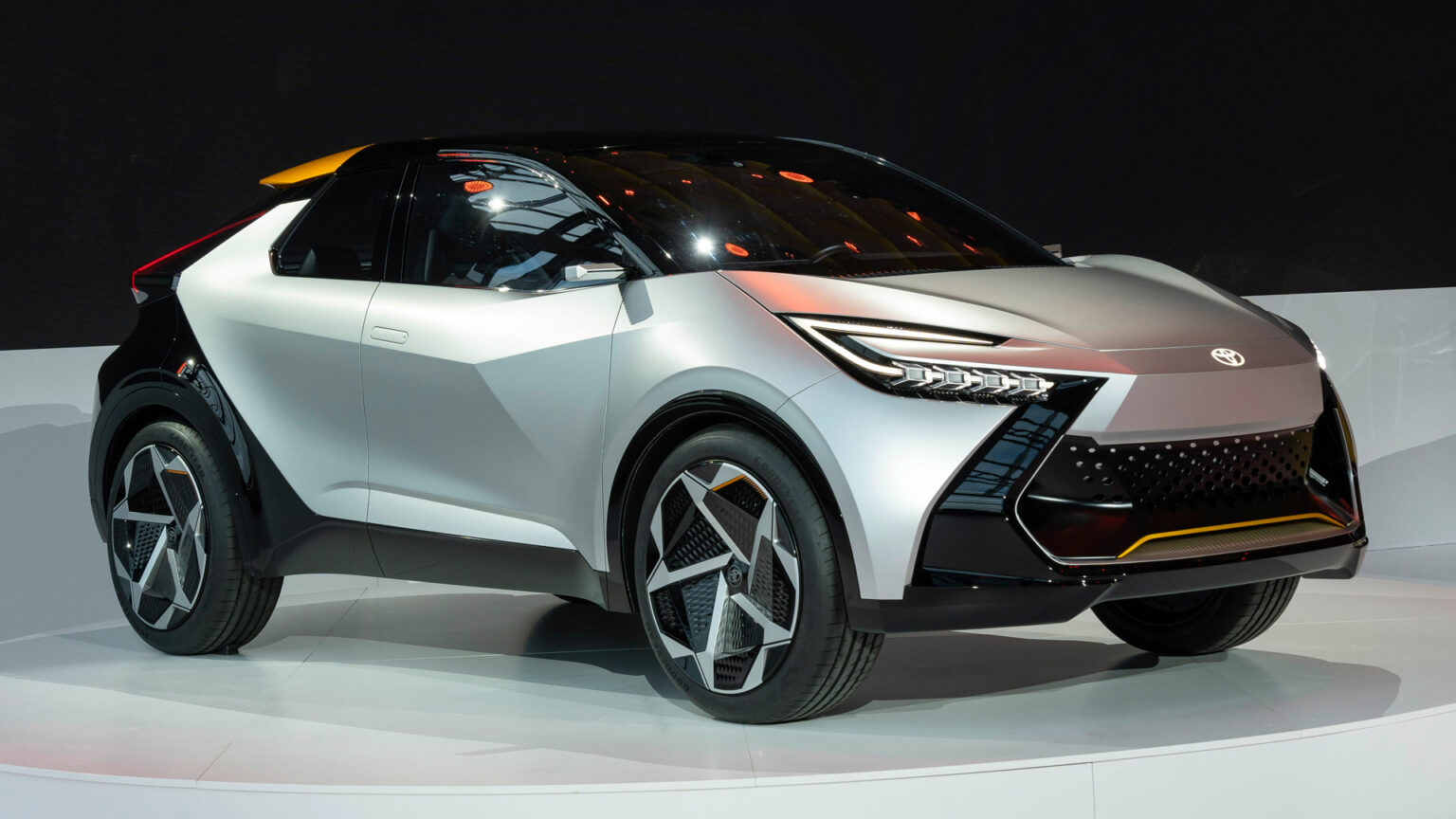 Toyota Previews New C-HR With Prologue Concept Coming In 2023 With PHEV ...