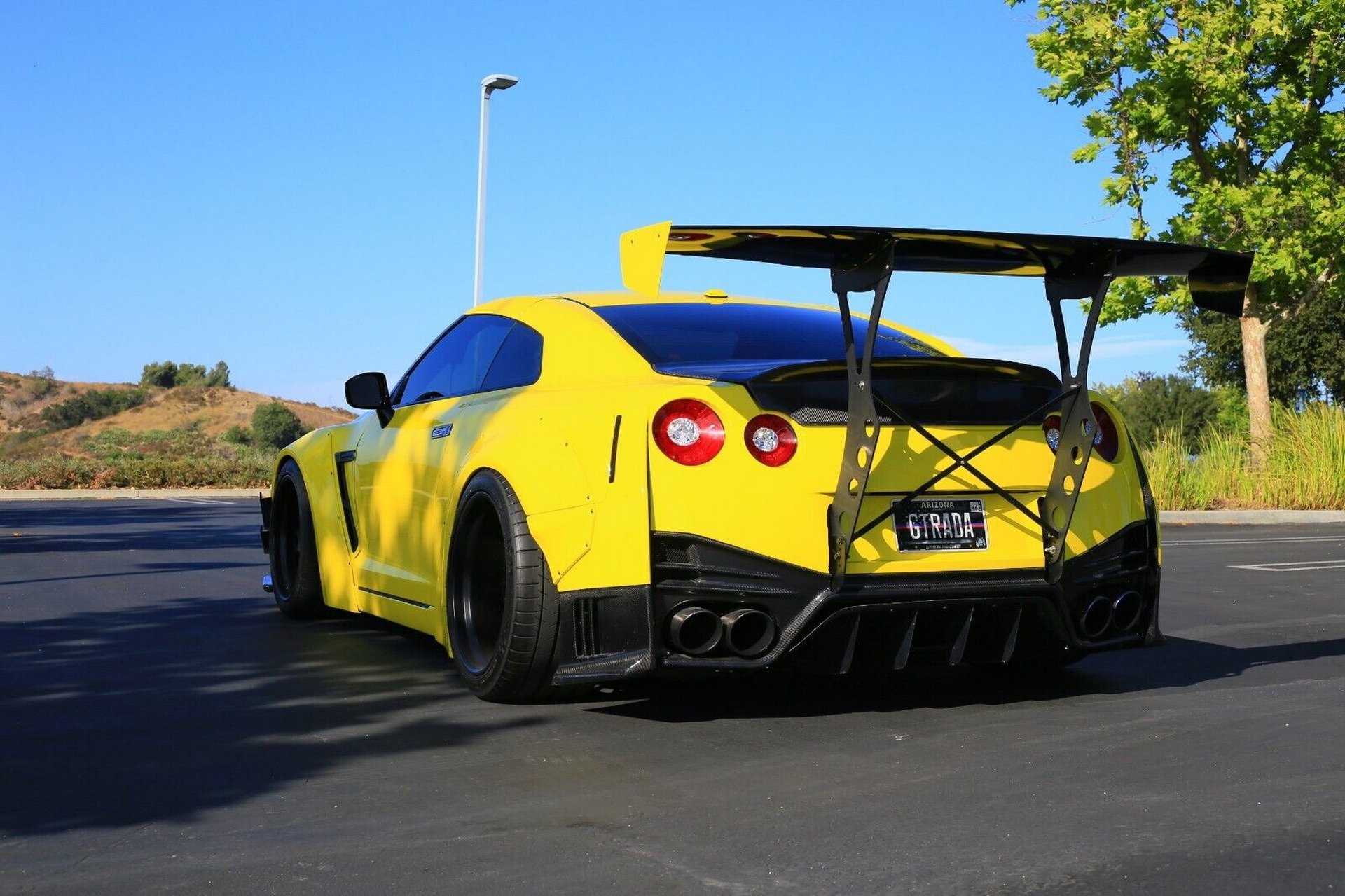 This 2010 Nissan GT-R With $80k Worth Of Mods Is Not For The Purists ...