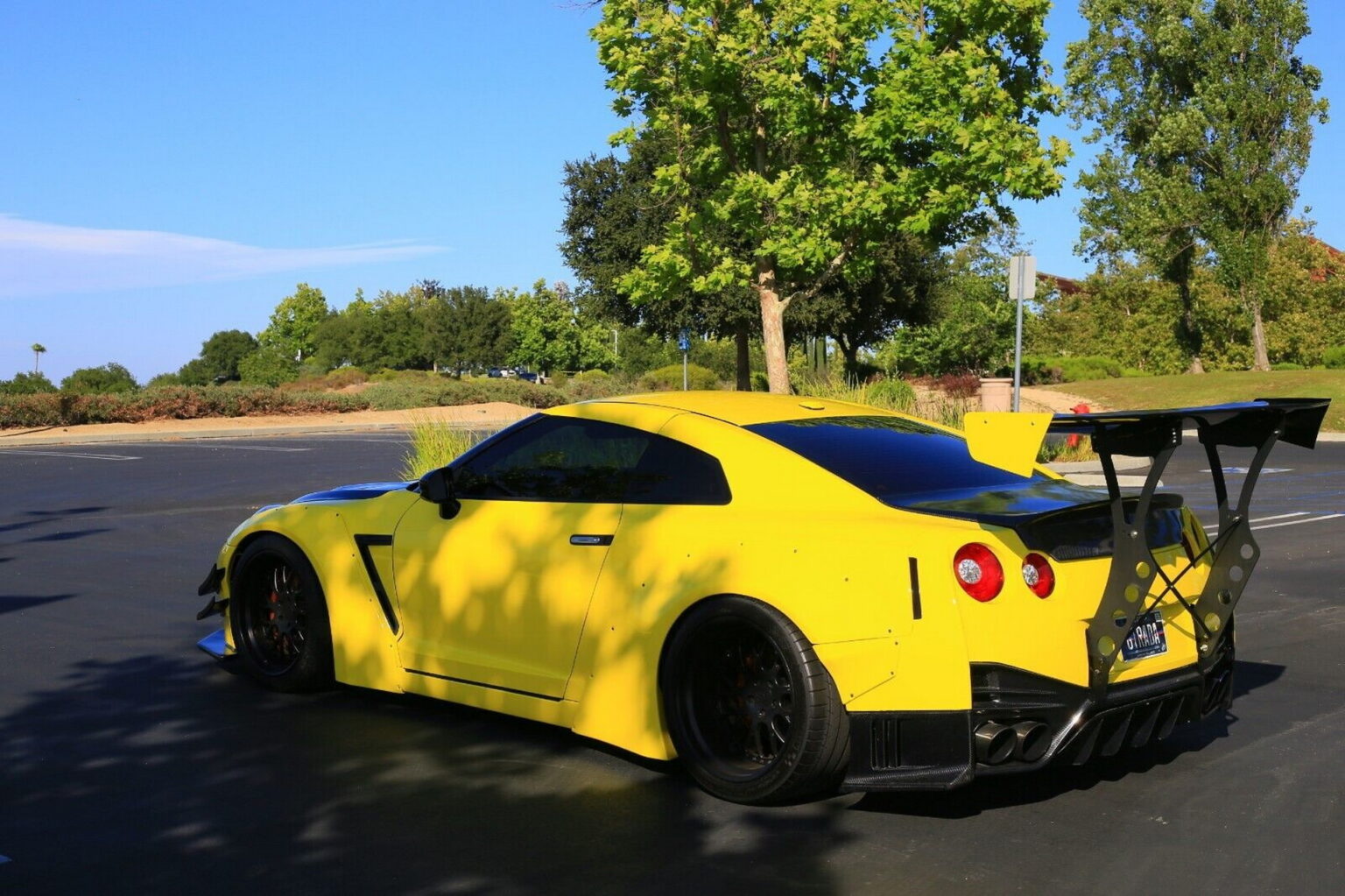 This 2010 Nissan GT-R With $80k Worth Of Mods Is Not For The Purists ...