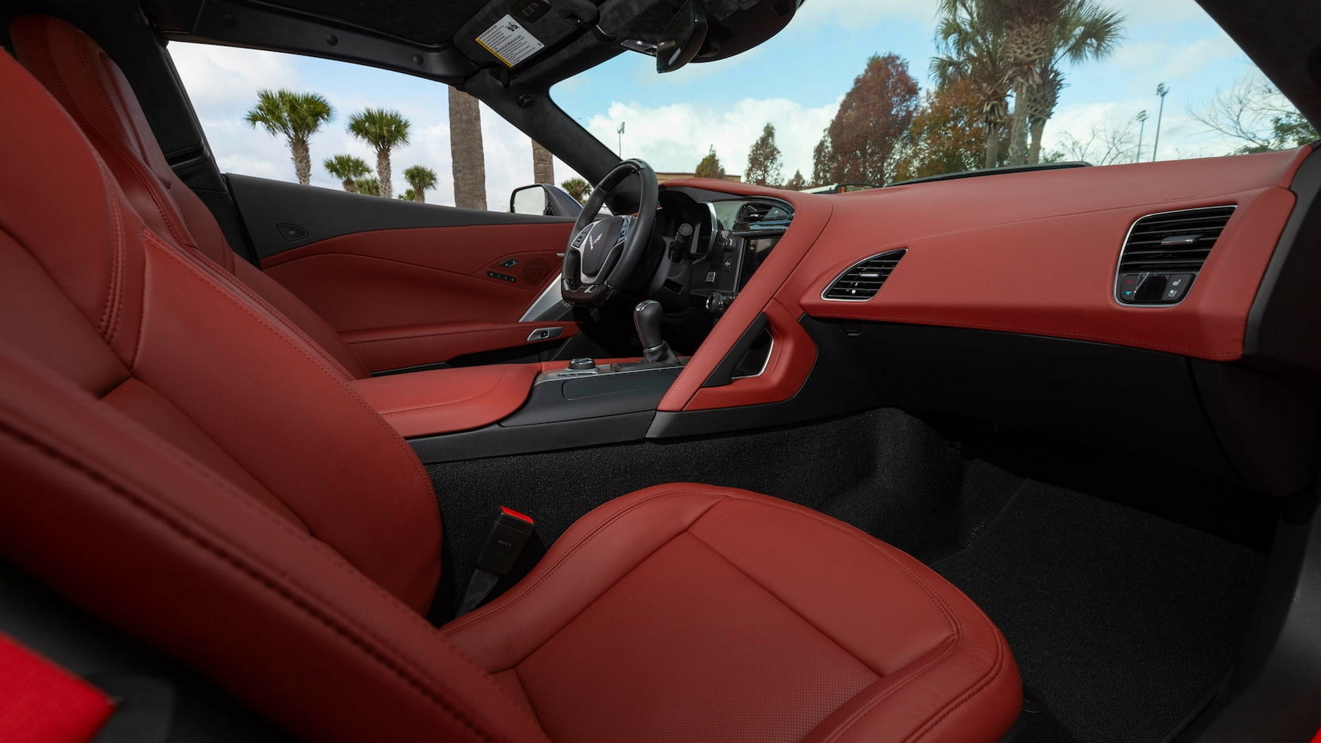 This C7 Corvette ZR1 With A One-Of-One Color Combo Is Red Hot | Carscoops