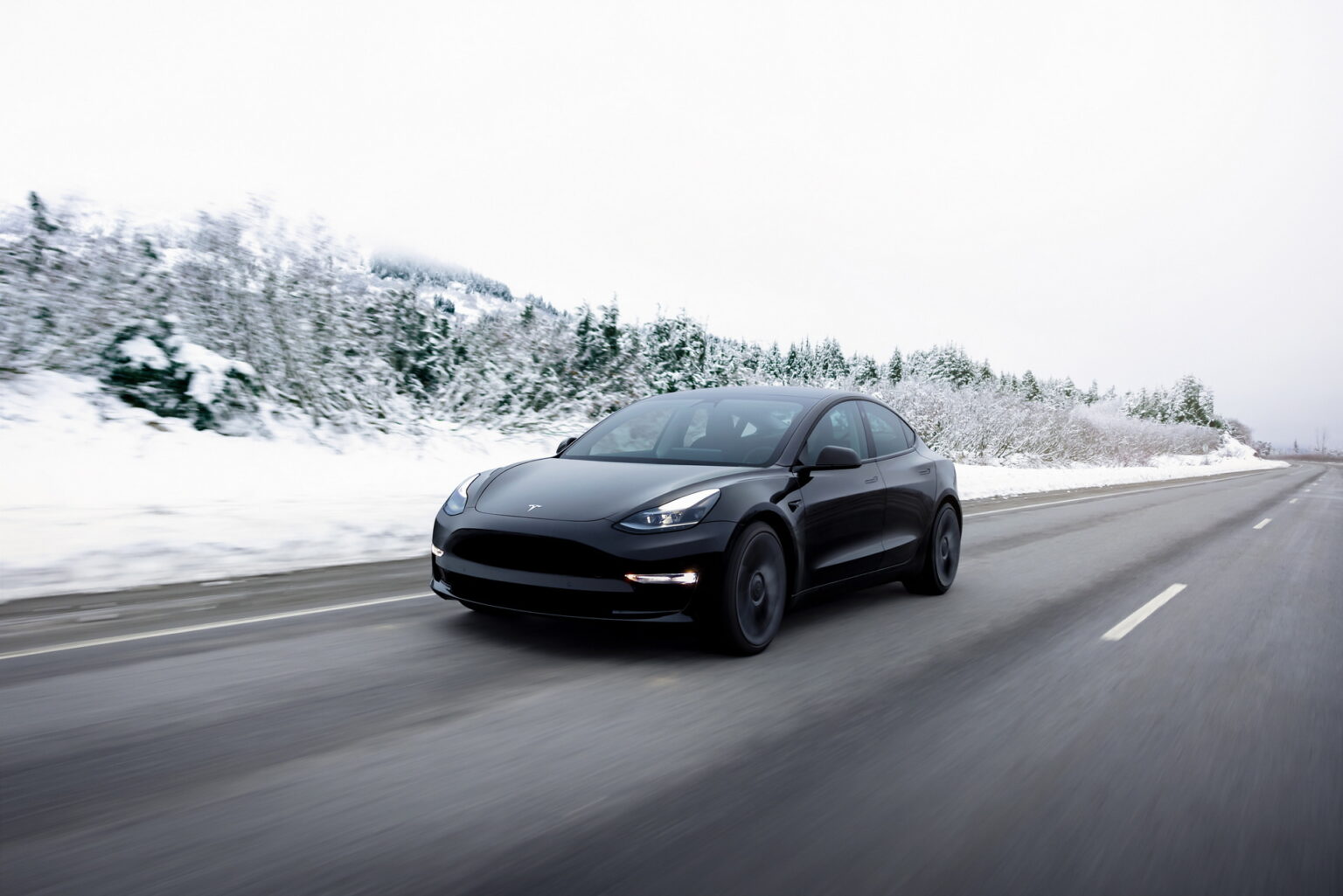 Tesla Shows Off Their Uniquely-Designed Heat Pump That Aids In Cold ...