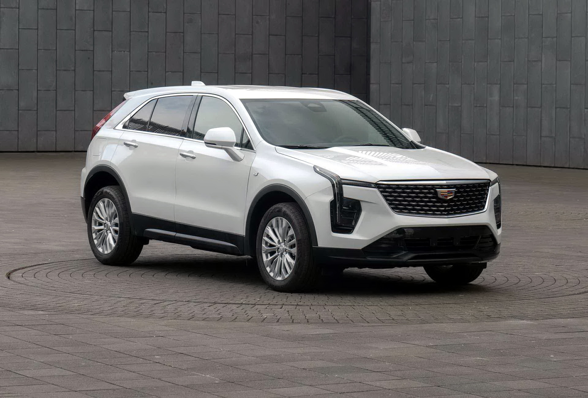 Facelifted 2024 Cadillac XT4 Appears In China Previewing U.S. Model ...