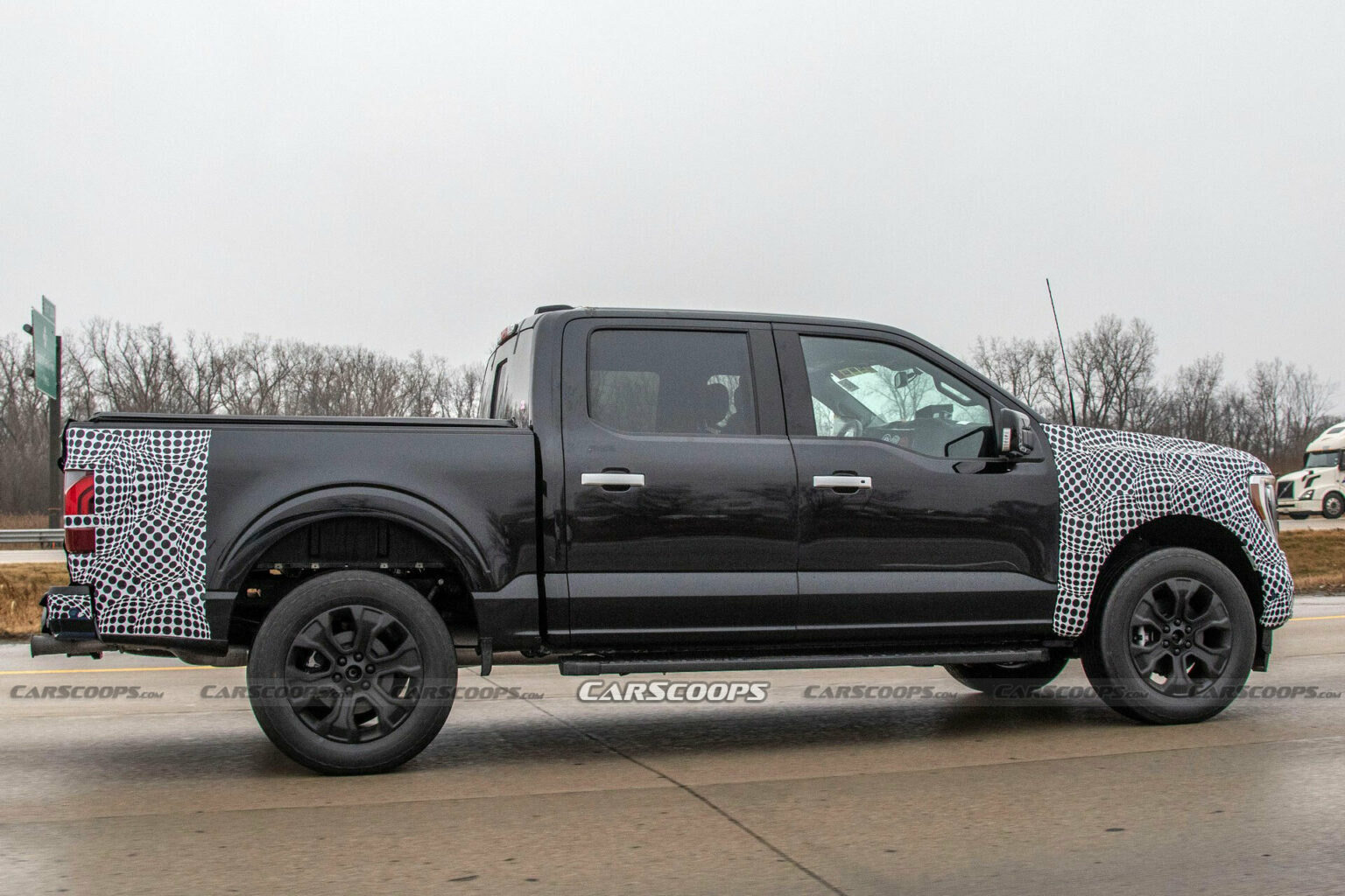 2024 Ford F-150 Facelift Spied With Evolutionary Styling, New ...