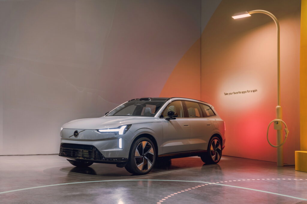Volvo And Qualcomm Pushing To Increase Revenue Through Subscription ...