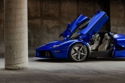 This Is The Only Ferrari LaFerrari Finished In Blue Elettrico Over A ...