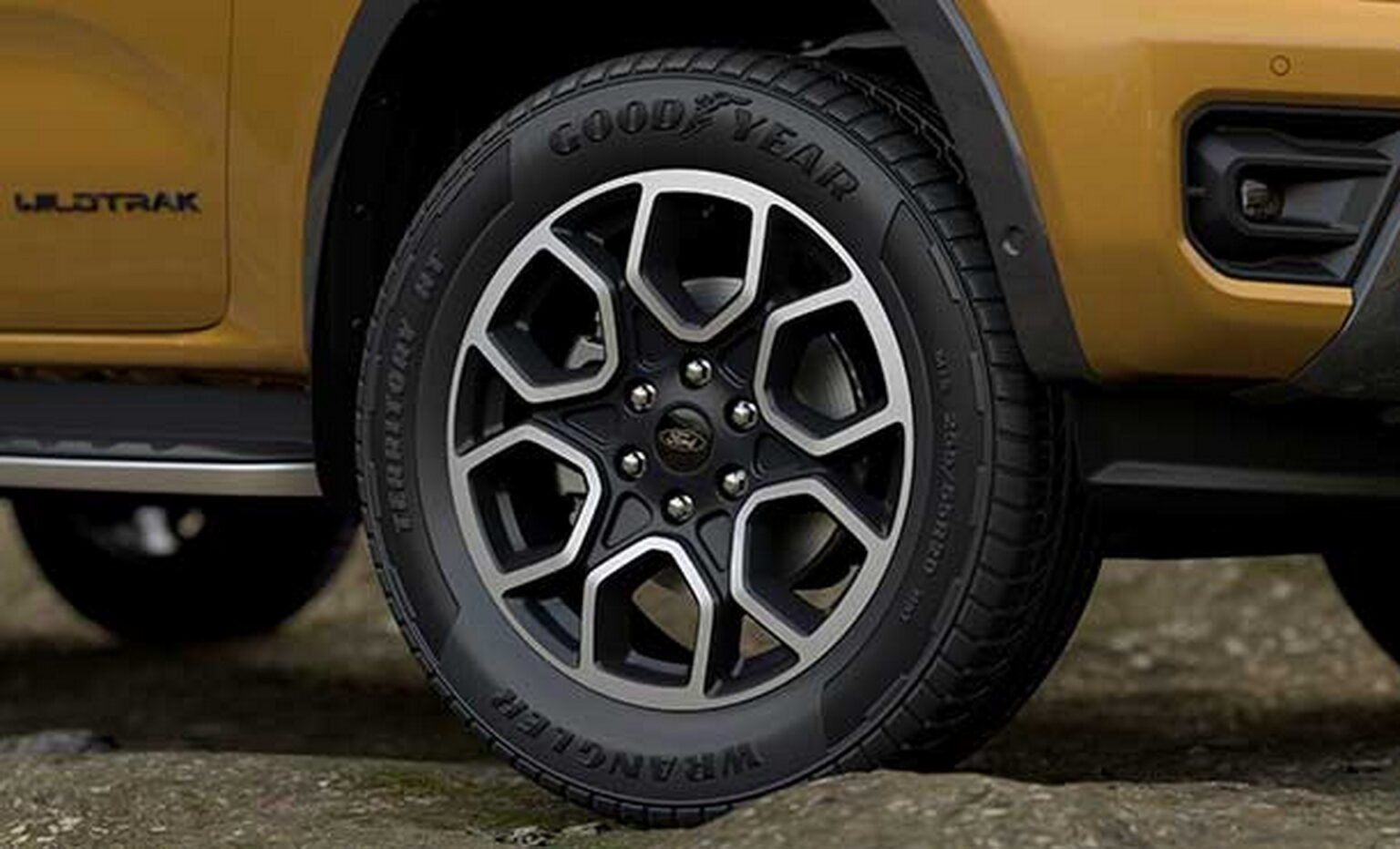 Ranger-Based Ford Everest SUV Gains New Wildtrak Trim In New Zealand ...