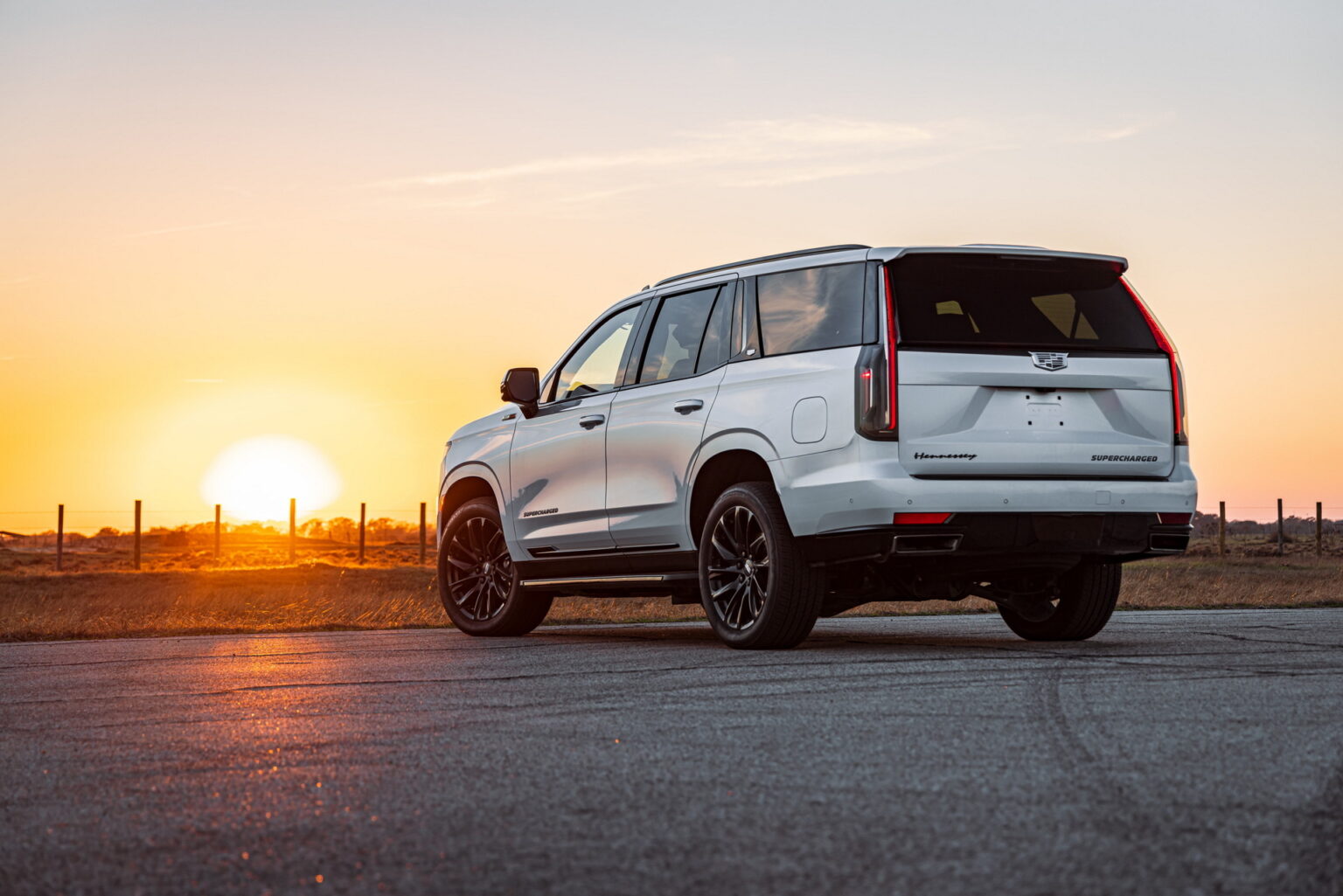 Make Your Own Cadillac Escalade V On A Budget With Hennessey’s 650 HP ...