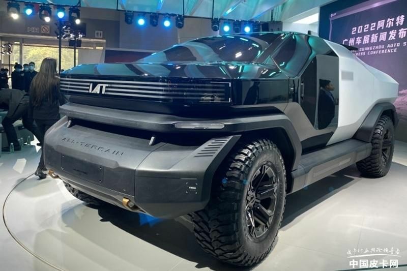 The IAT T-Mad Is China’s Version Of The Tesla Cybertruck | Carscoops