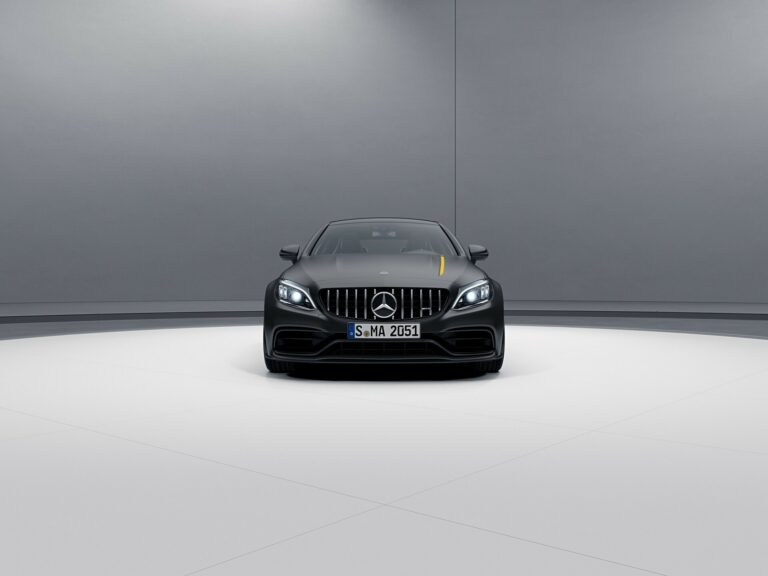 Mercedes-AMG Bids Farewell To Old-School V8s In Australia With C63 And ...