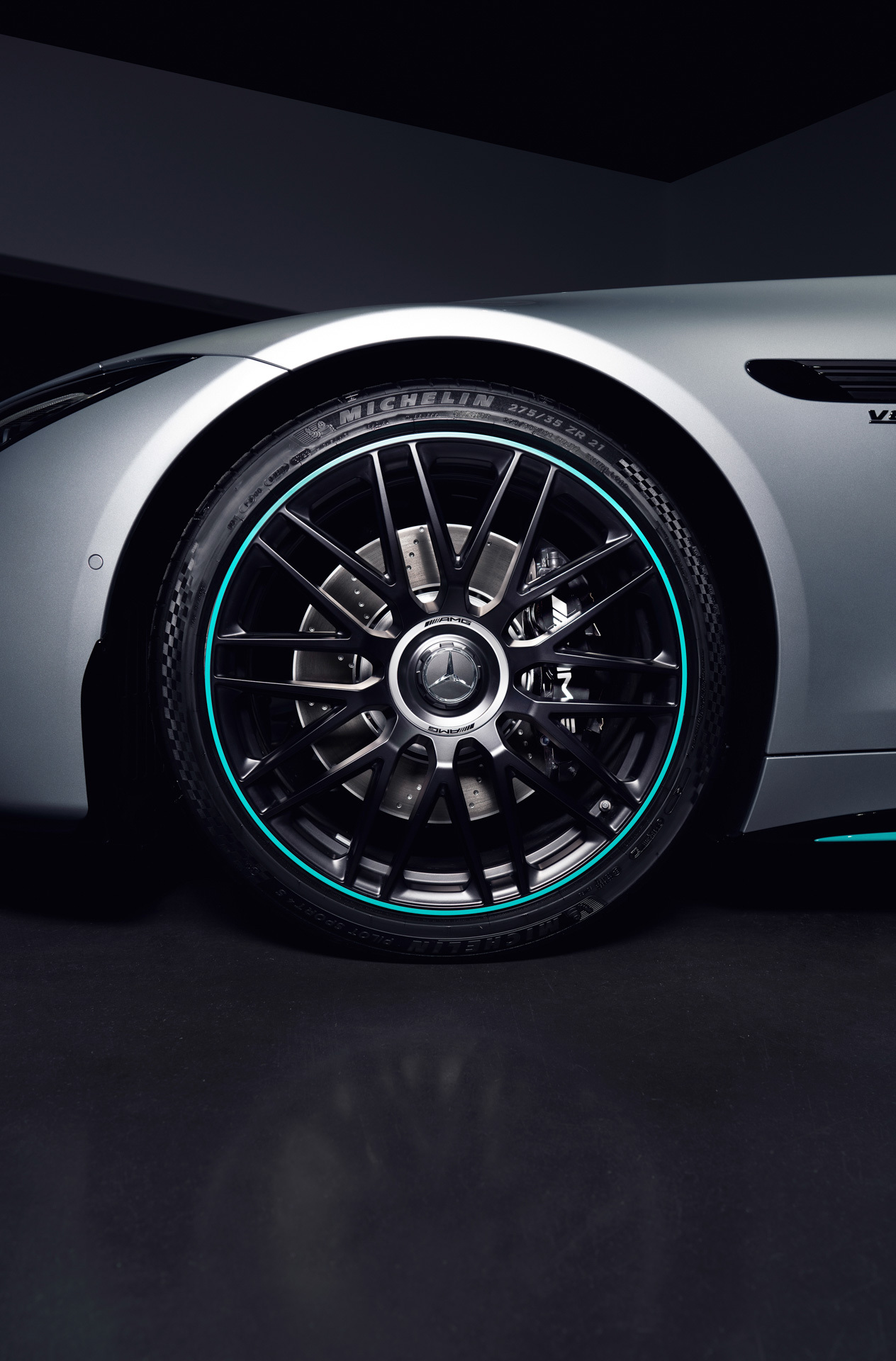Mercedes-AMG SL63 Motorsport Collectors Edition Has An F1 Theme And A ...
